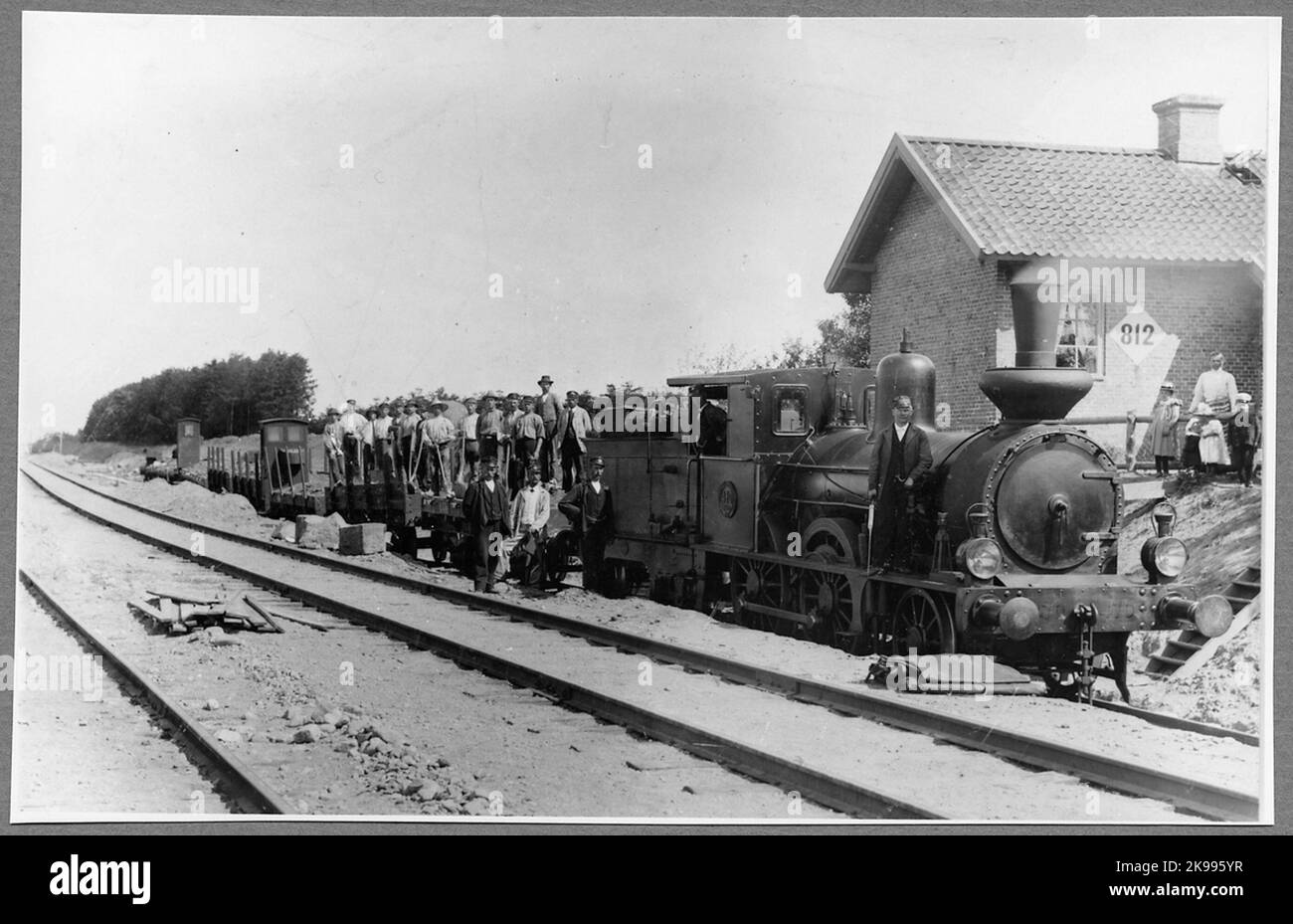 Freight train with steam locomotive, State railways, SJ VKBA1 470. The ...