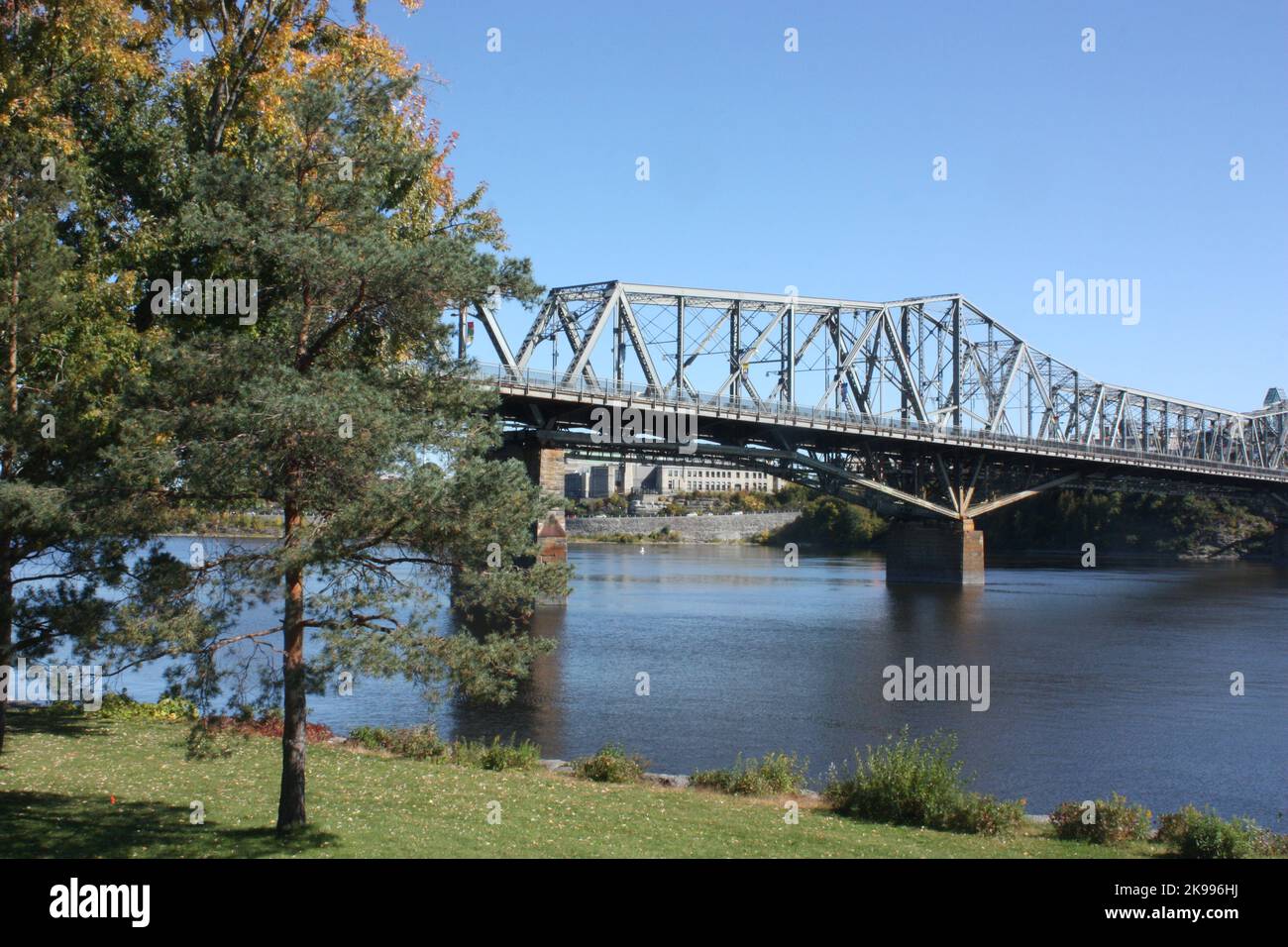 The Alexandra Bridge over the river in Ottawa, Ontario, Canada Stock ...