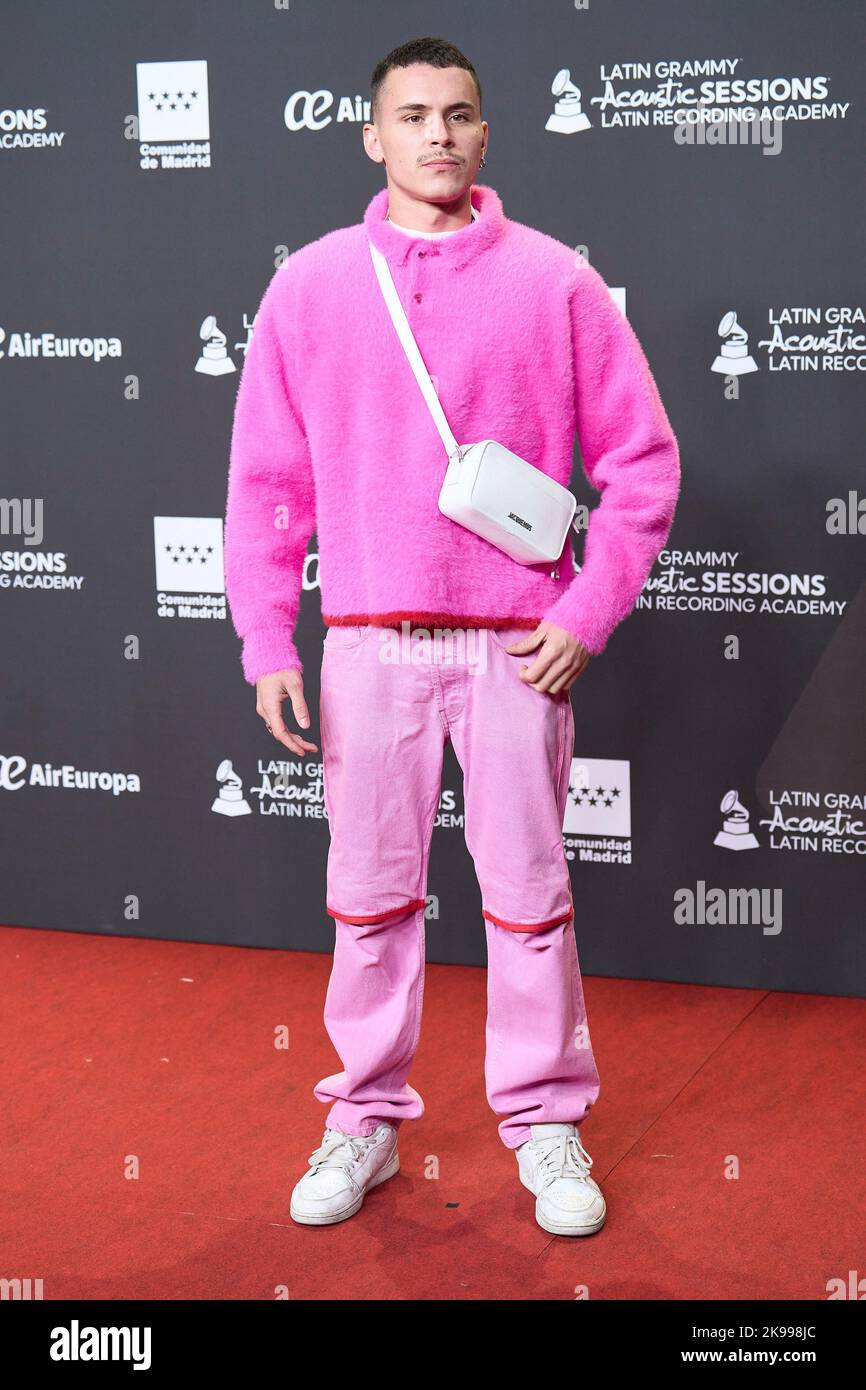 Aron Piper attends Latin Grammy Acoustic Sessions photocall at Las ...