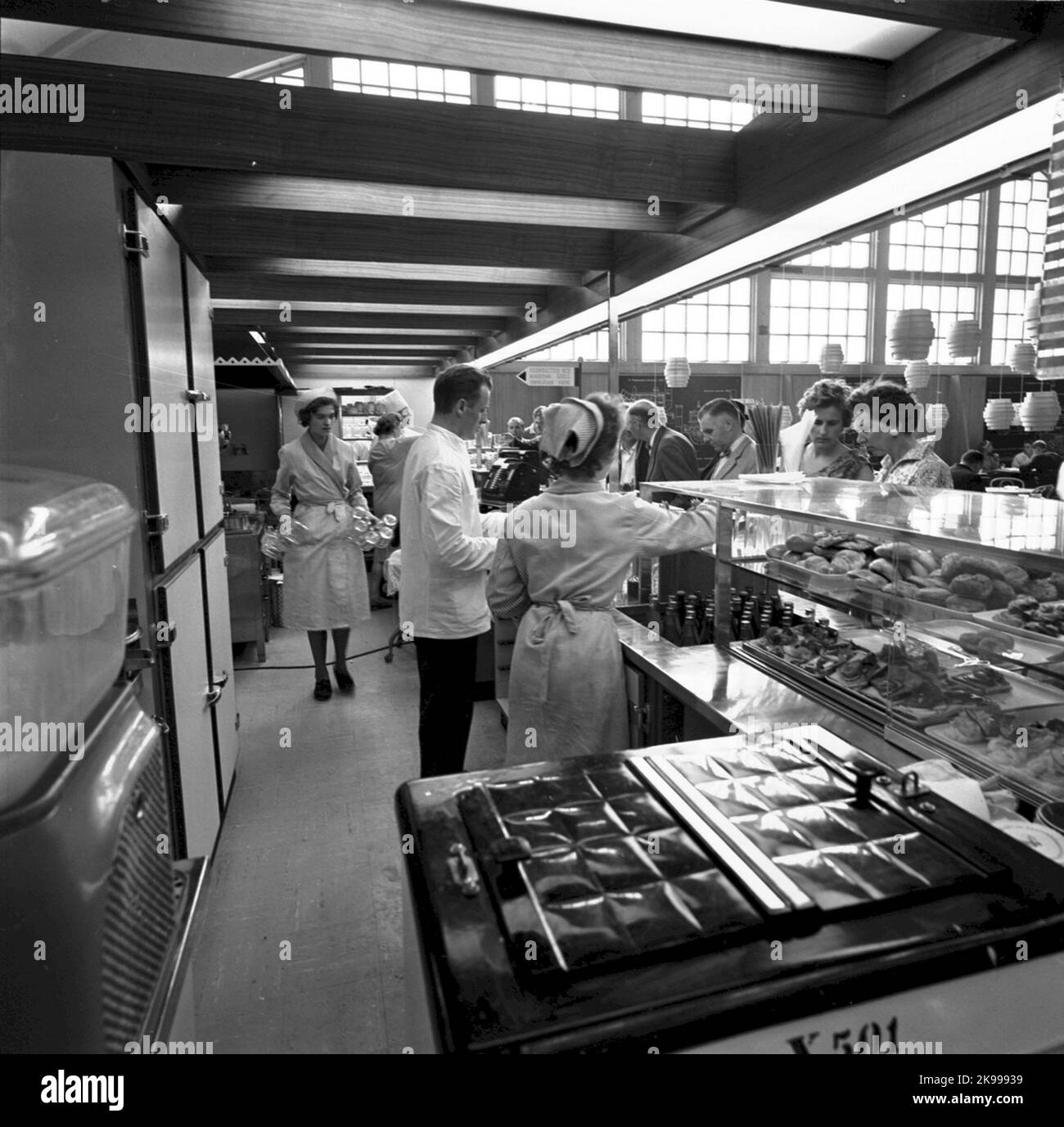 Traffic restaurant "Hyllan", Stockholm Central Stock Photo - Alamy