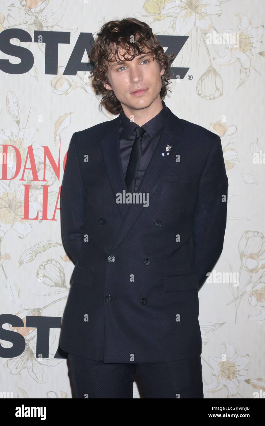 Starz dangerous liaisons hi-res stock photography and images - Alamy