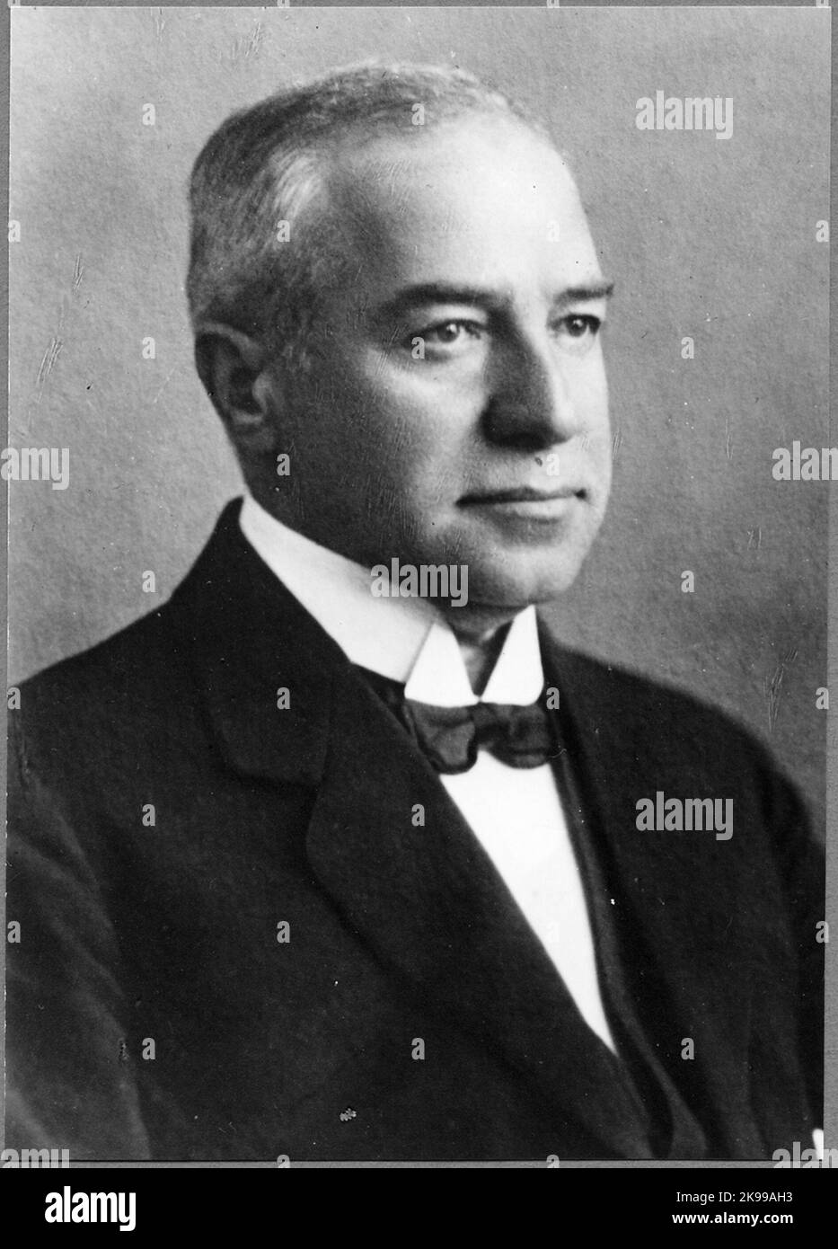 Olov Andrén, station manager in Älmhult during the years 1929-1940 ...