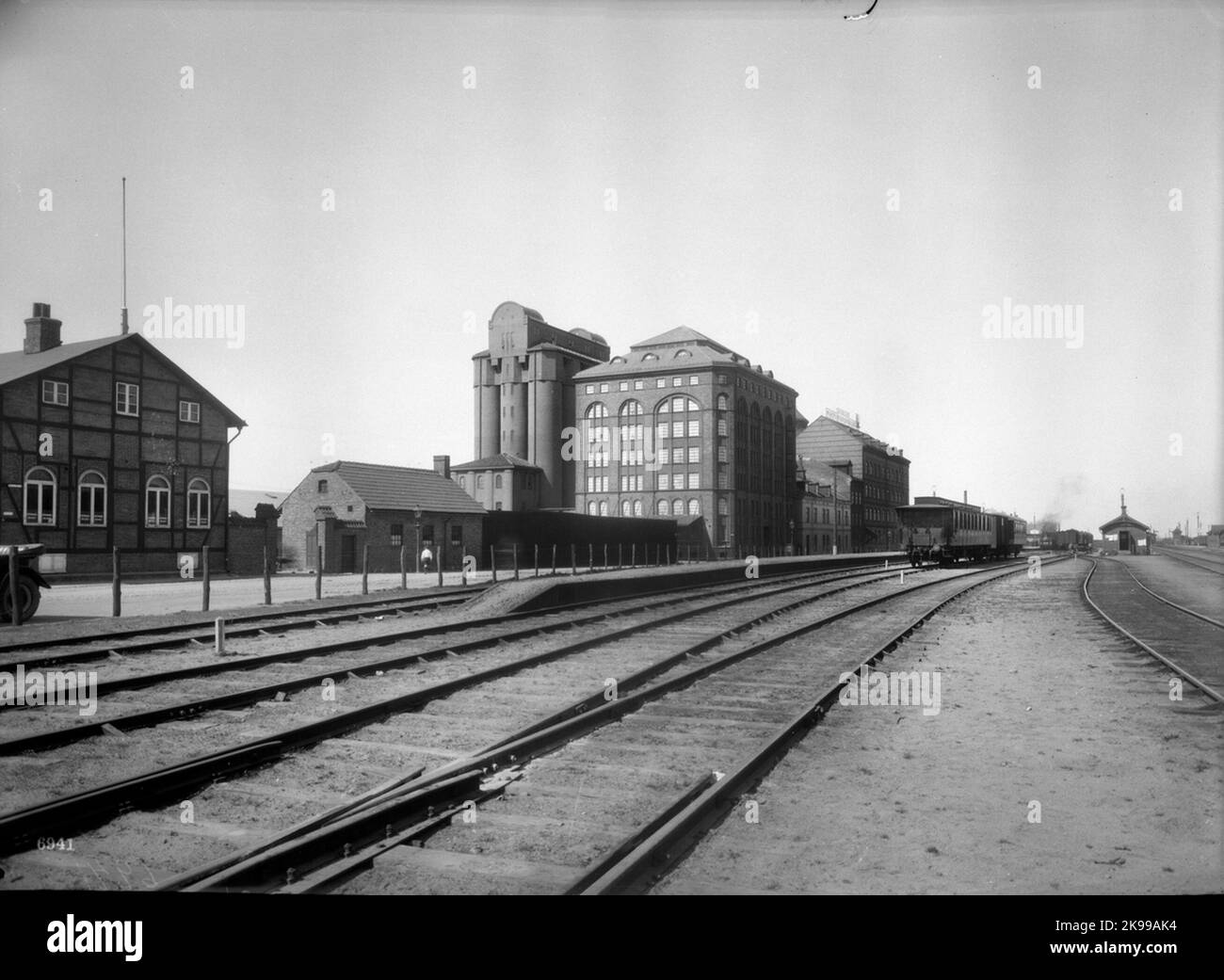 Western station hi-res stock photography and images - Alamy