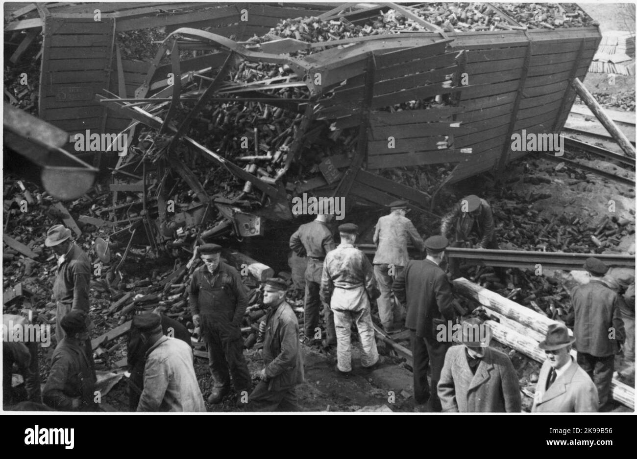 Freight train derailment Black and White Stock Photos & Images - Alamy