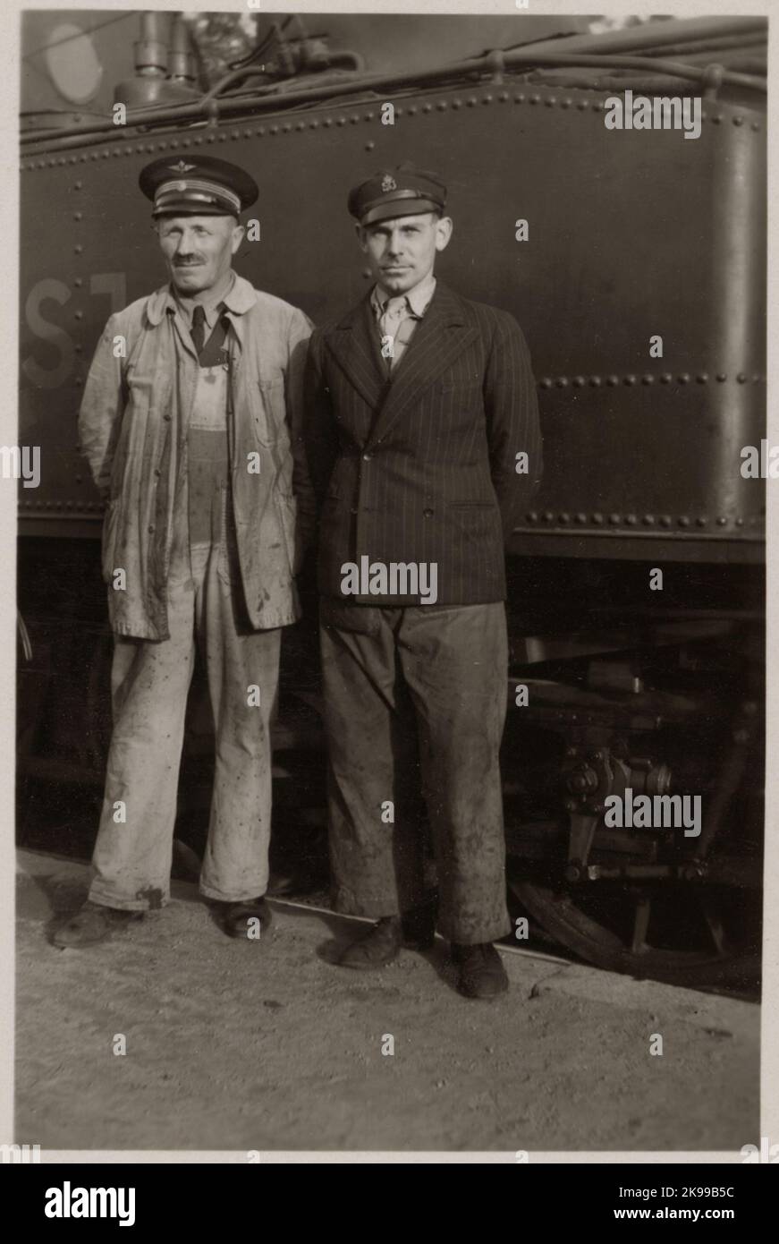 A. Karlsson and K. Gunell, Kalmar Central, at a narrow steam locomotive ...