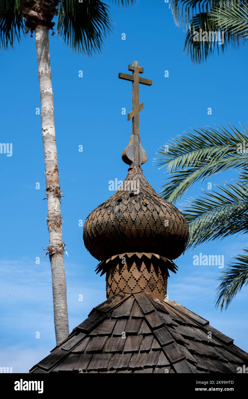 Russian orthodox cross hi-res stock photography and images - Alamy