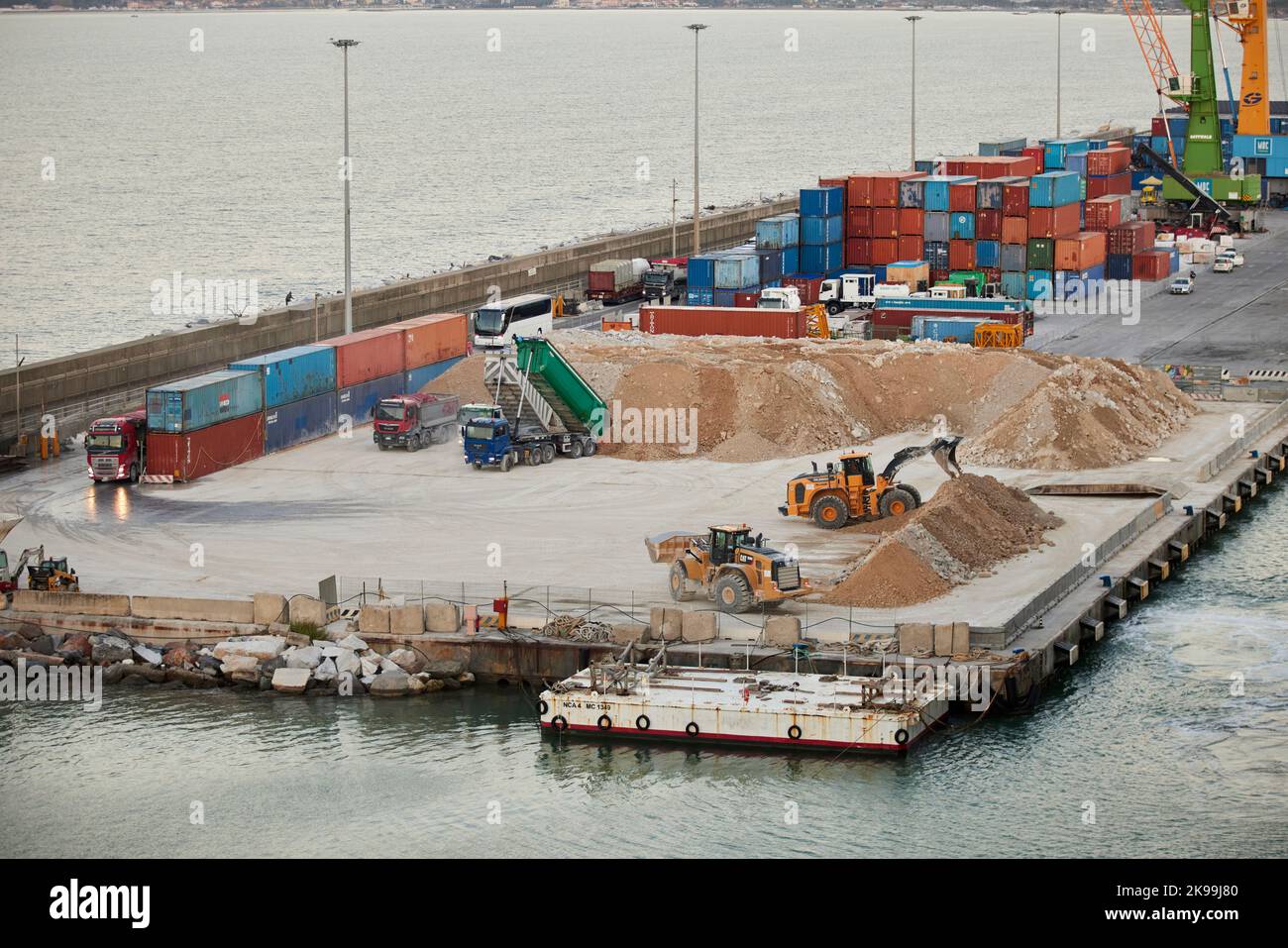 Port town Marina di Carrara, Tuscany, Italy, work on the docks Stock ...