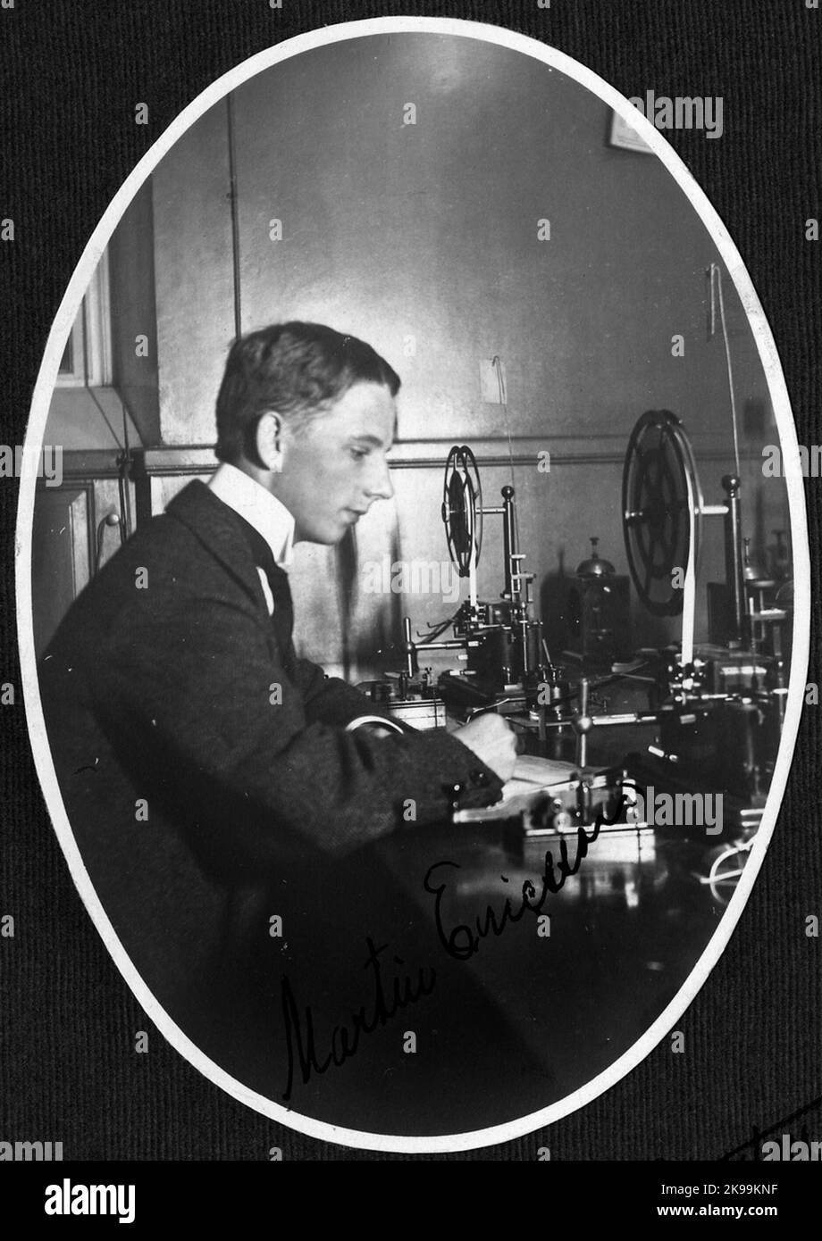 Set operations hi-res stock photography and images - Alamy