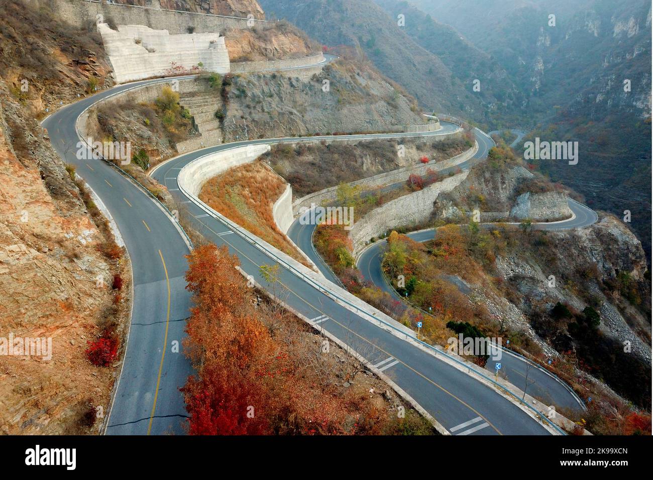 With meandering roads and colorful views beside, Hongjing road, the ...