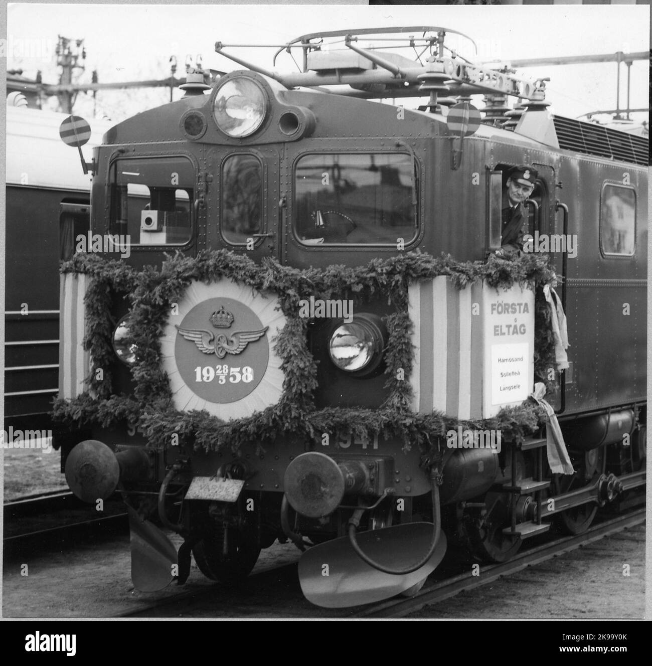 Decorations at SJ Da 941 in connection with the inauguration of ...