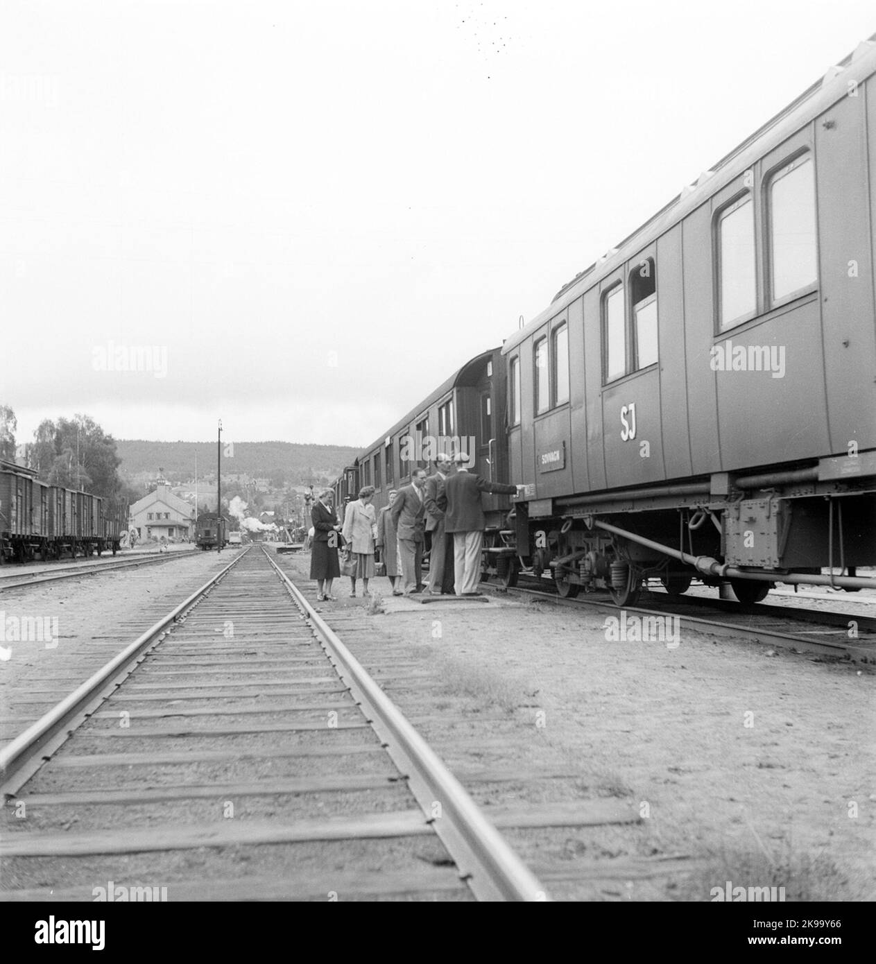 The State Railways, SJ Train Home during a break in Rättvik. The two ...