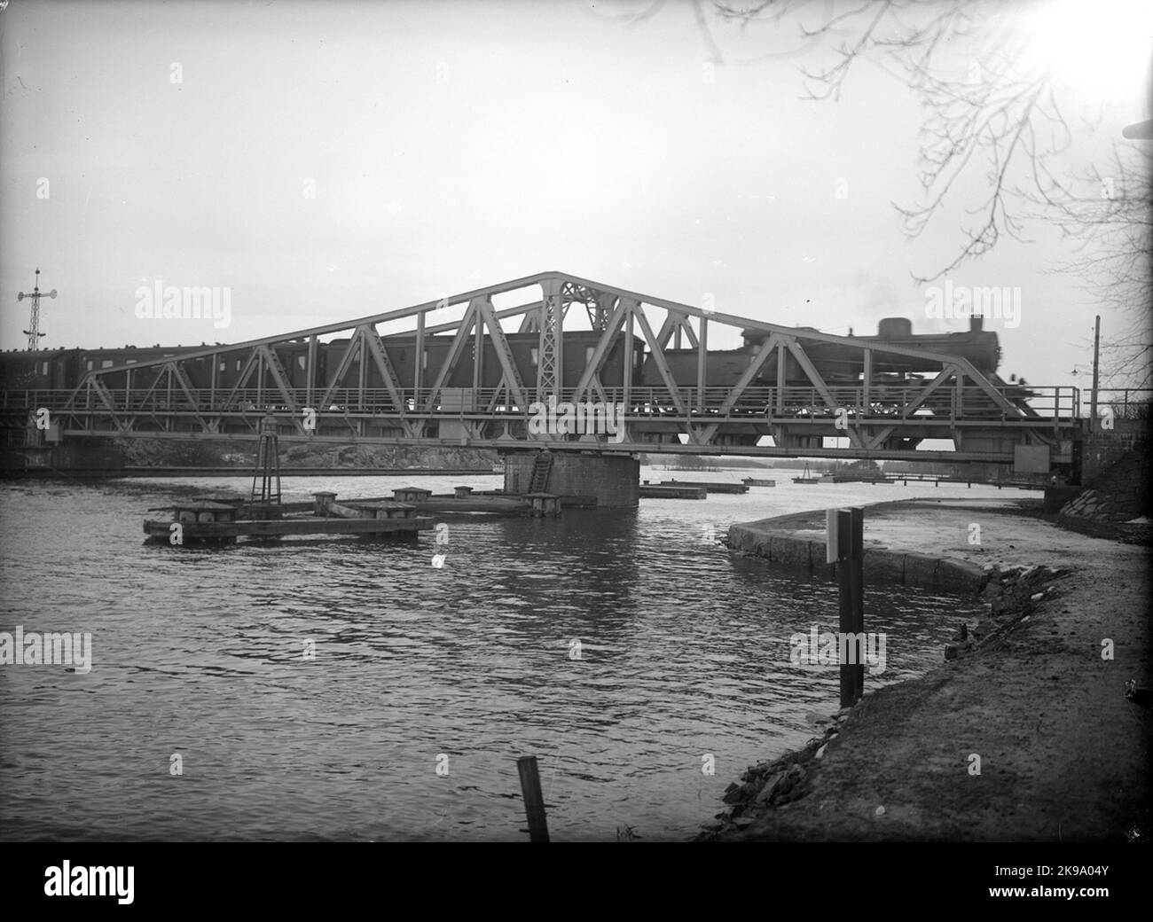Turn bridge from the south Stock Photo - Alamy