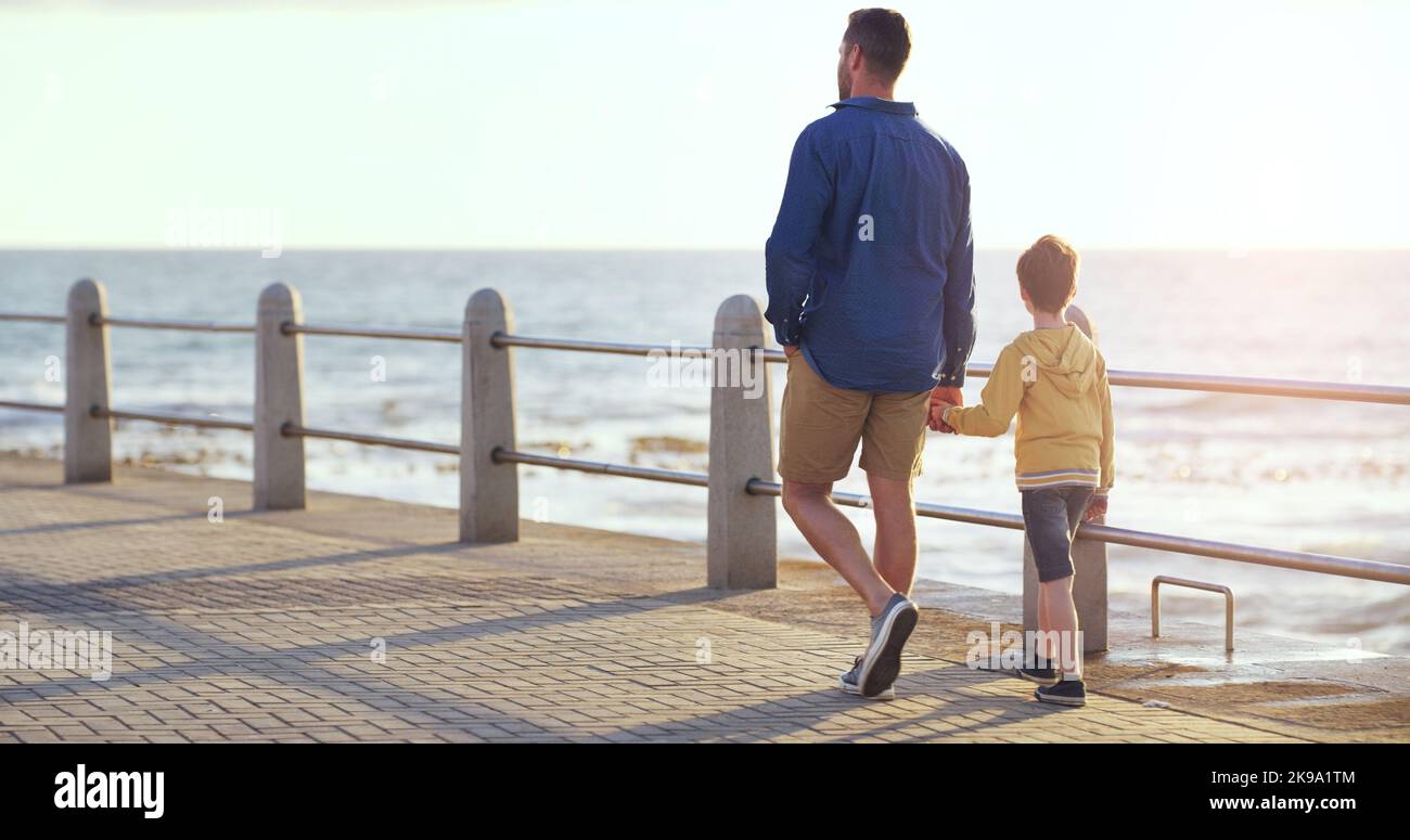 Little boy on walkway hi-res stock photography and images - Alamy