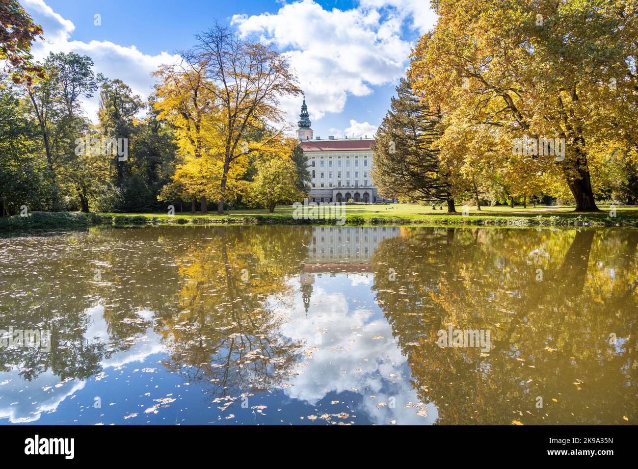 Arcibiskupsky zamek a Podzamecka zahrada (UNESCO), Kromeriz, Morava ...