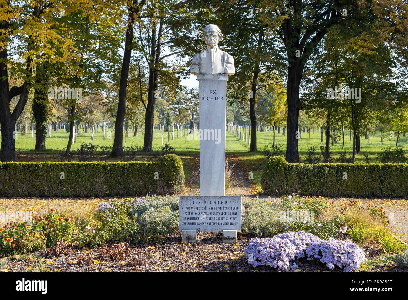 Manyristicky zamek z 1579 a zamecky park, Holesov, Zlinsky Kraj, Česká ...