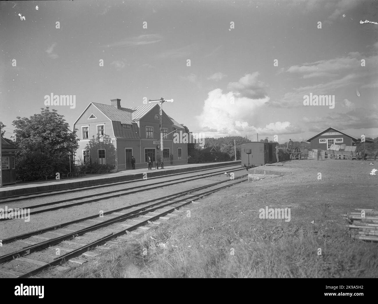 Skene station hi-res stock photography and images - Alamy