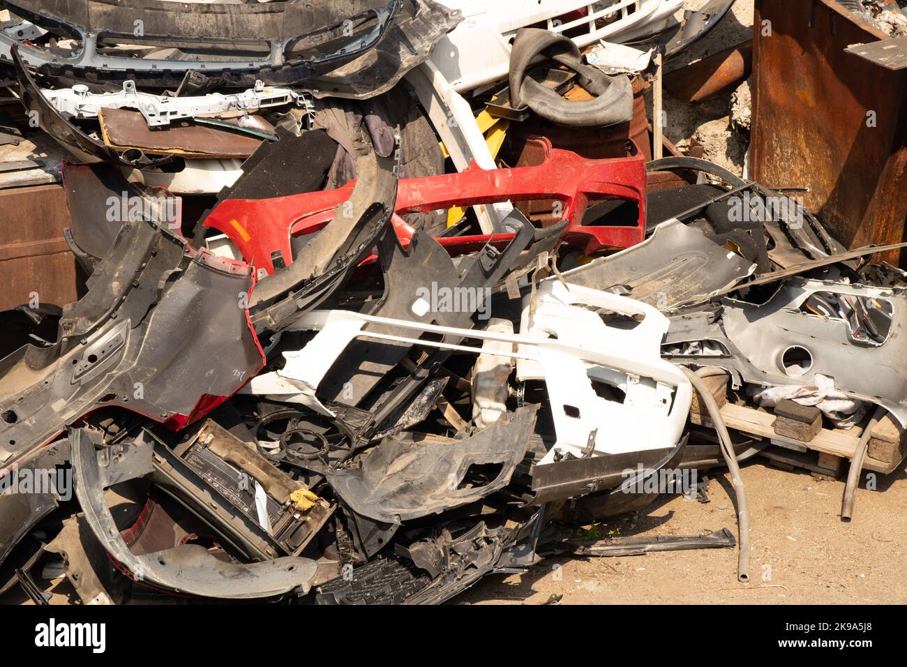 Broken bumpers hi-res stock photography and images - Alamy