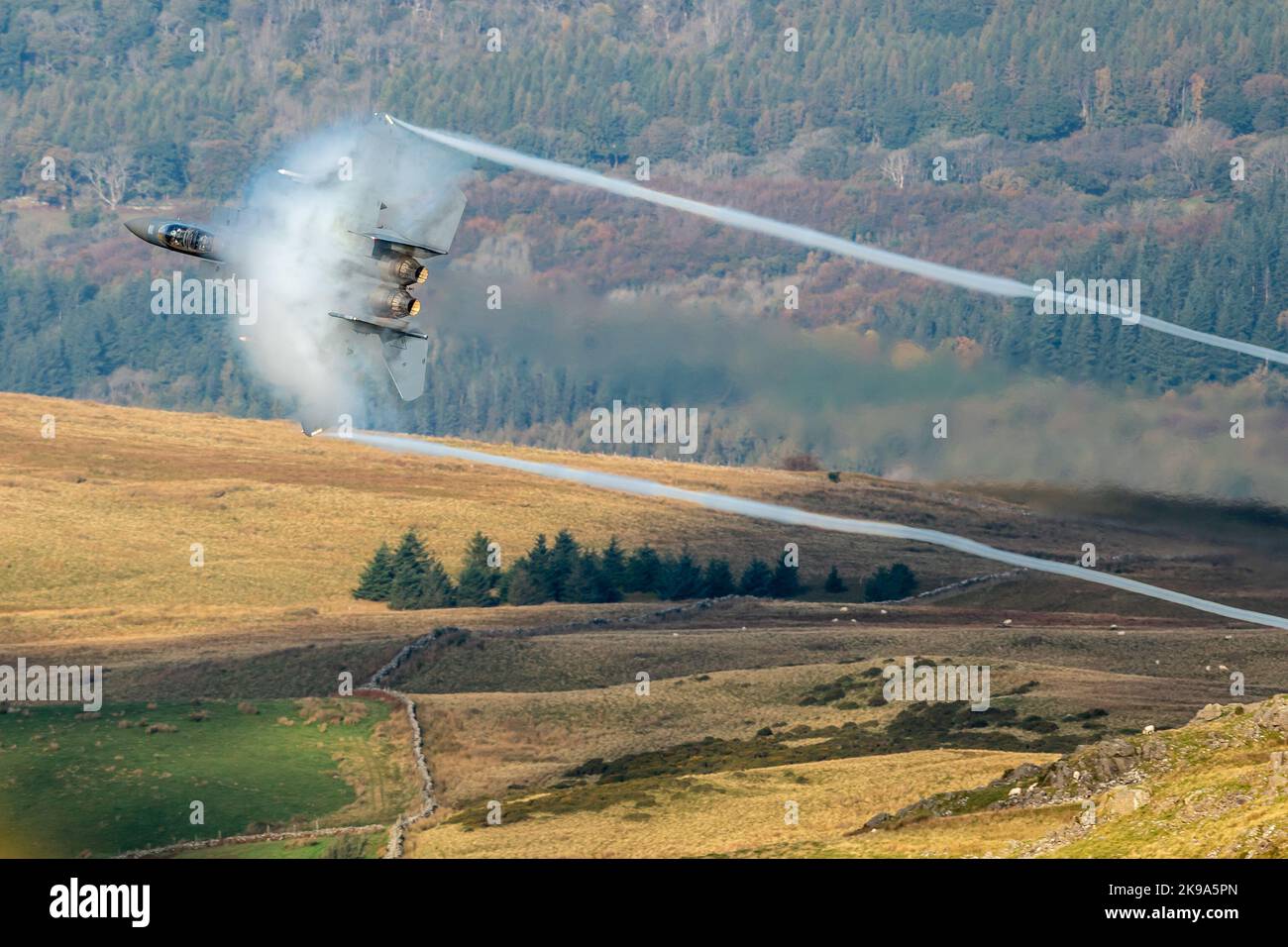 Mach Loop F-15 Stock Photo - Alamy