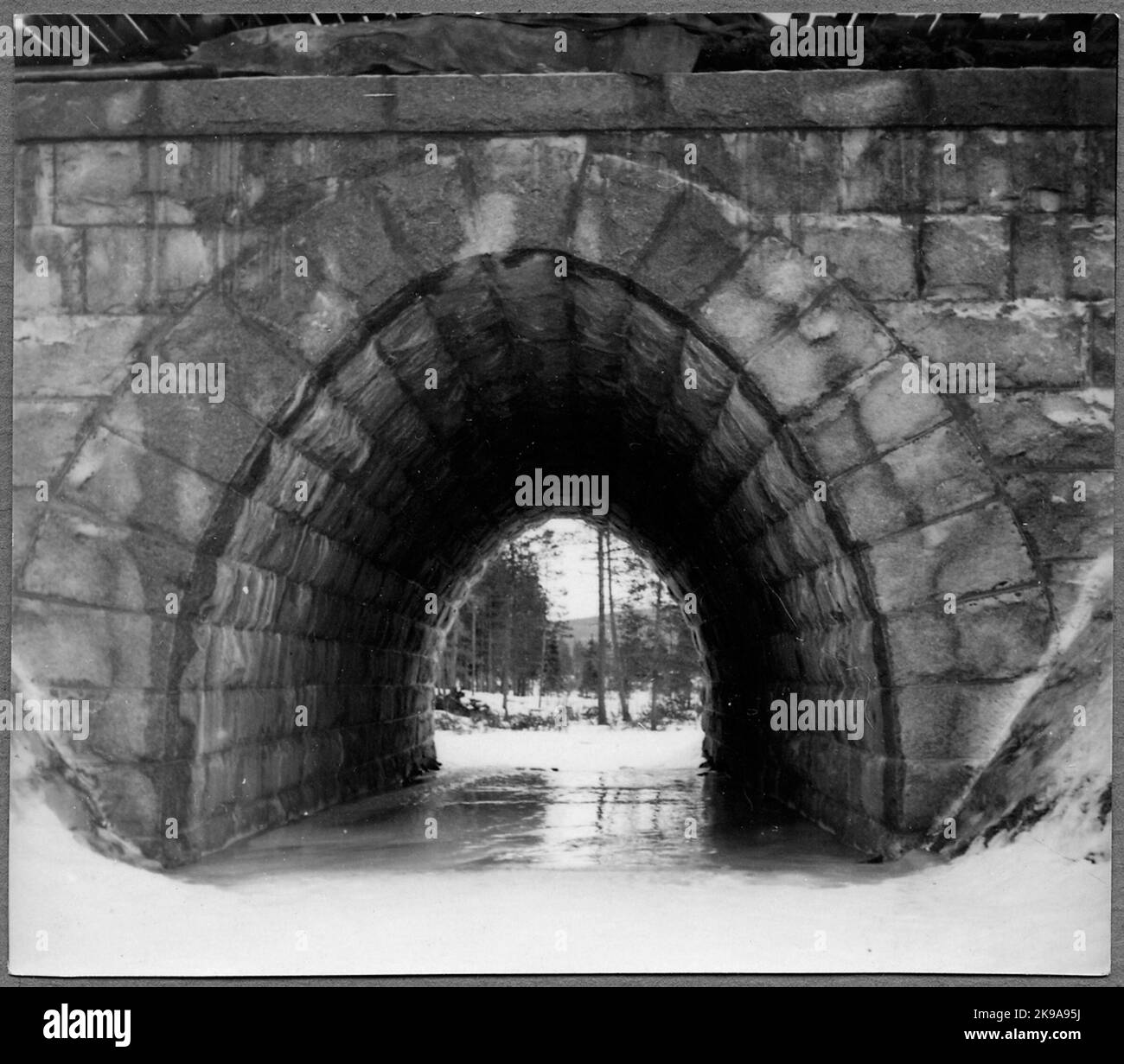 Valv bridge on the line between Kåbdalis and Jokkmokk just south of ...