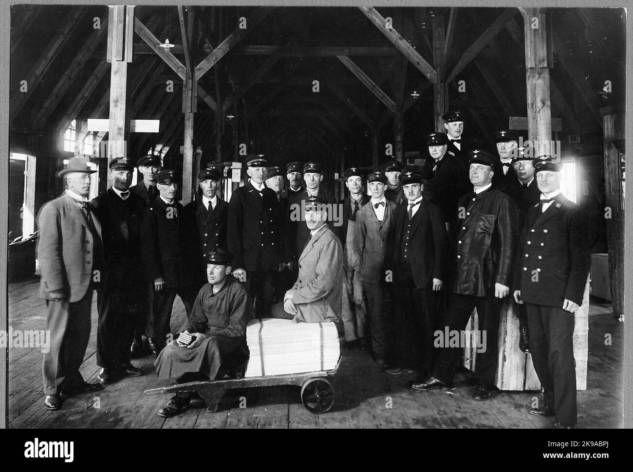 Personnel at the outgoing freight goods magazine at Örebro C Stock ...