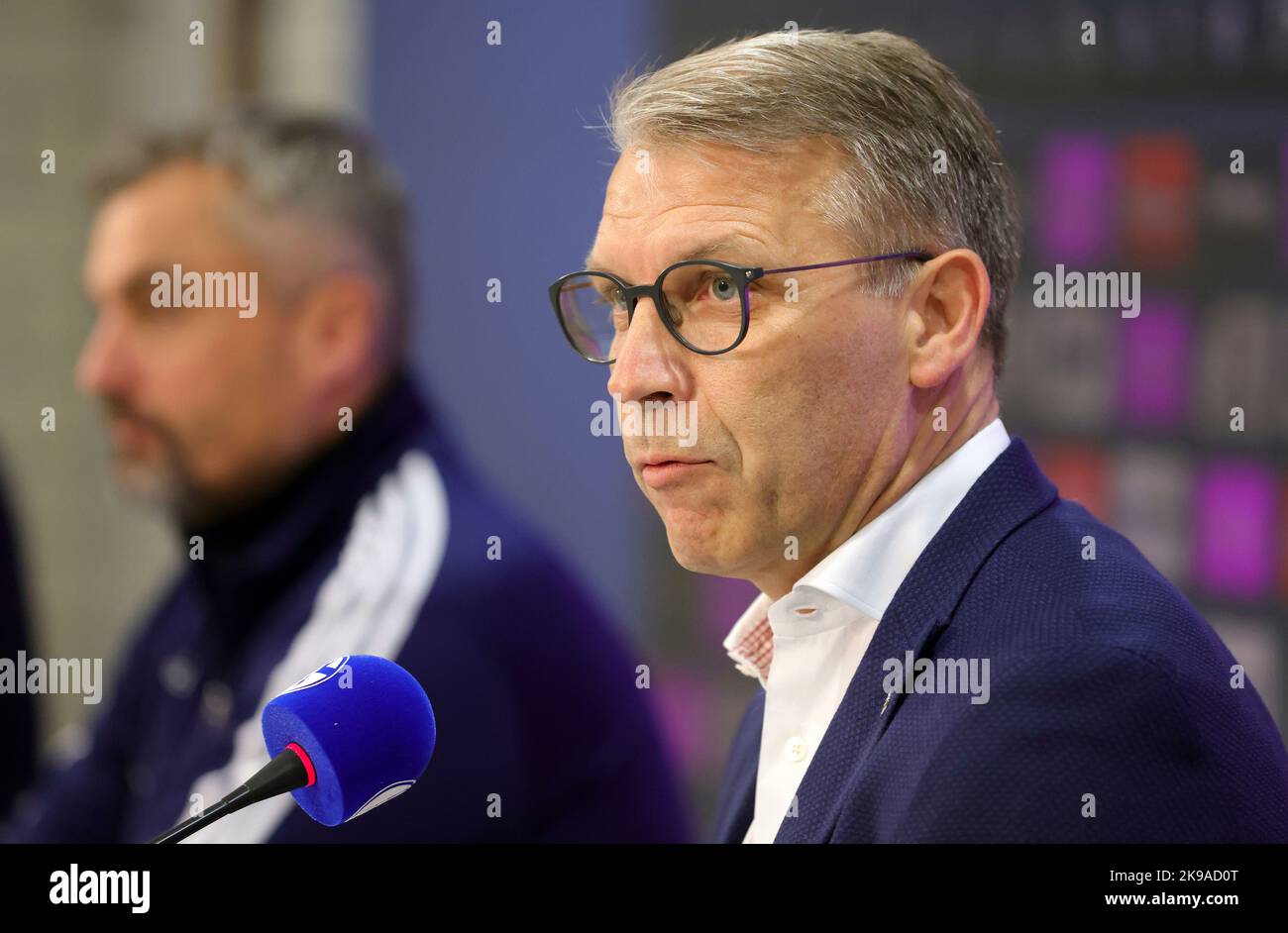 Schalke, Deutschland. 27th Oct, 2022. firo: 27.10.2022, football ...