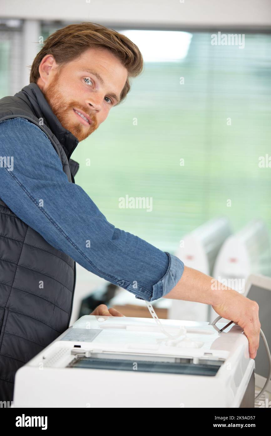Replicate machine hi-res stock photography and images - Alamy