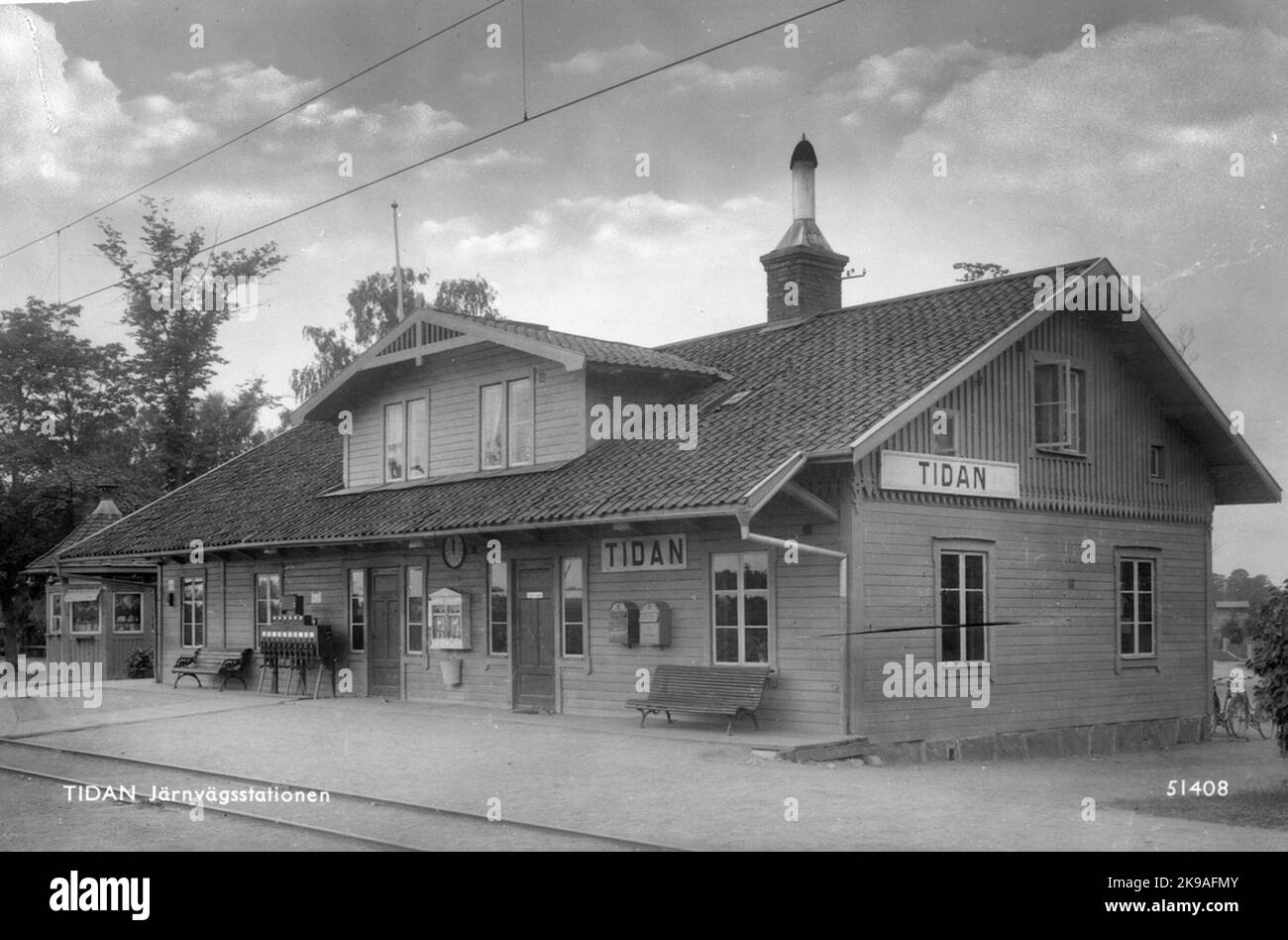 Sign signal station railway Black and White Stock Photos & Images - Alamy