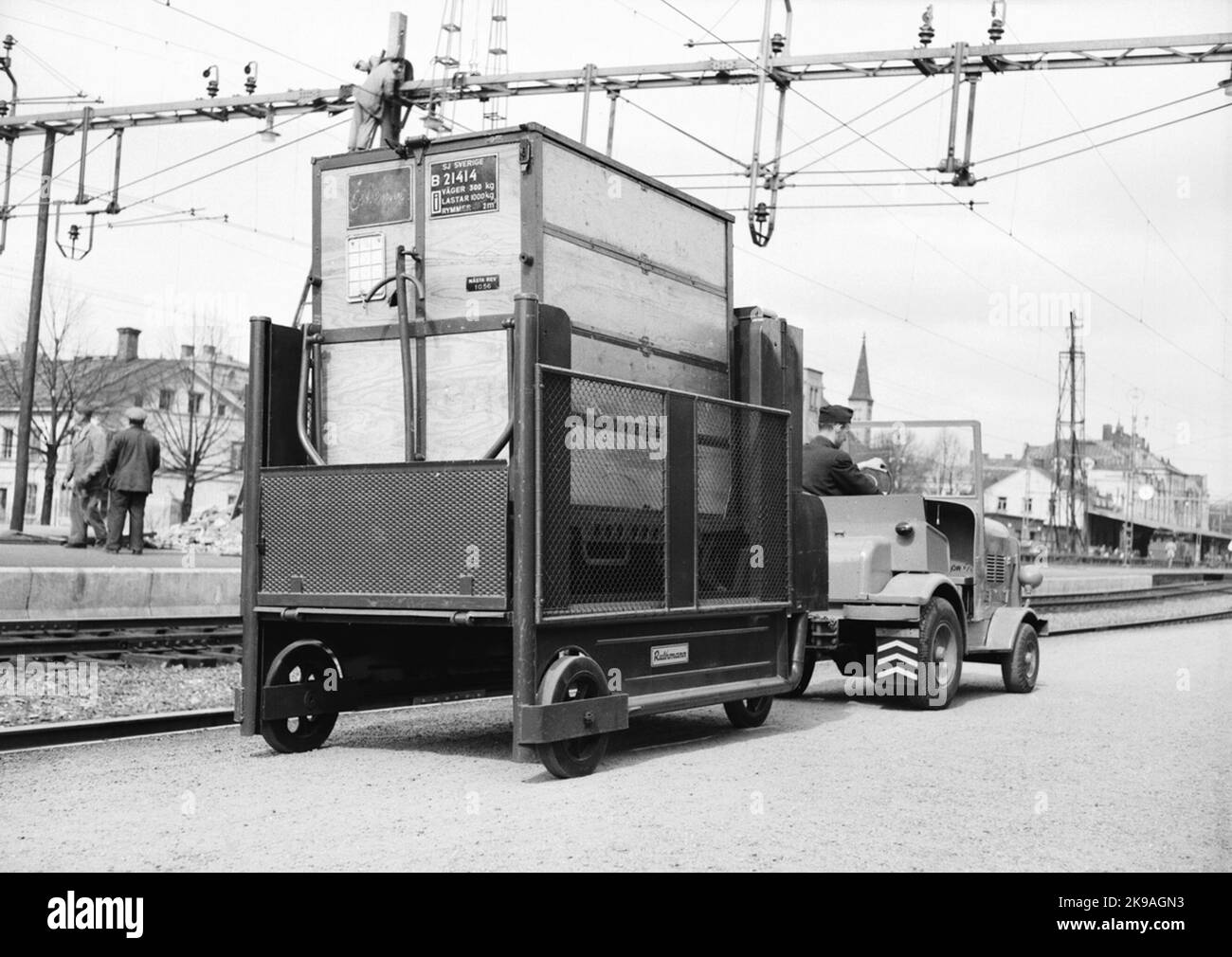 Platform trolley "Ruthman", small containers B 21414 height and ...
