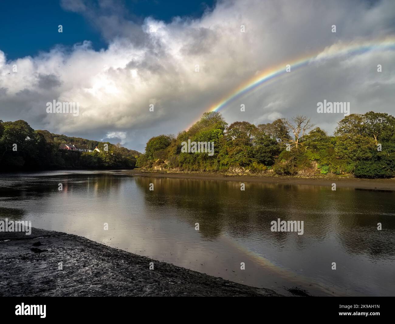 Rainbow over fall color hi-res stock photography and images - Alamy