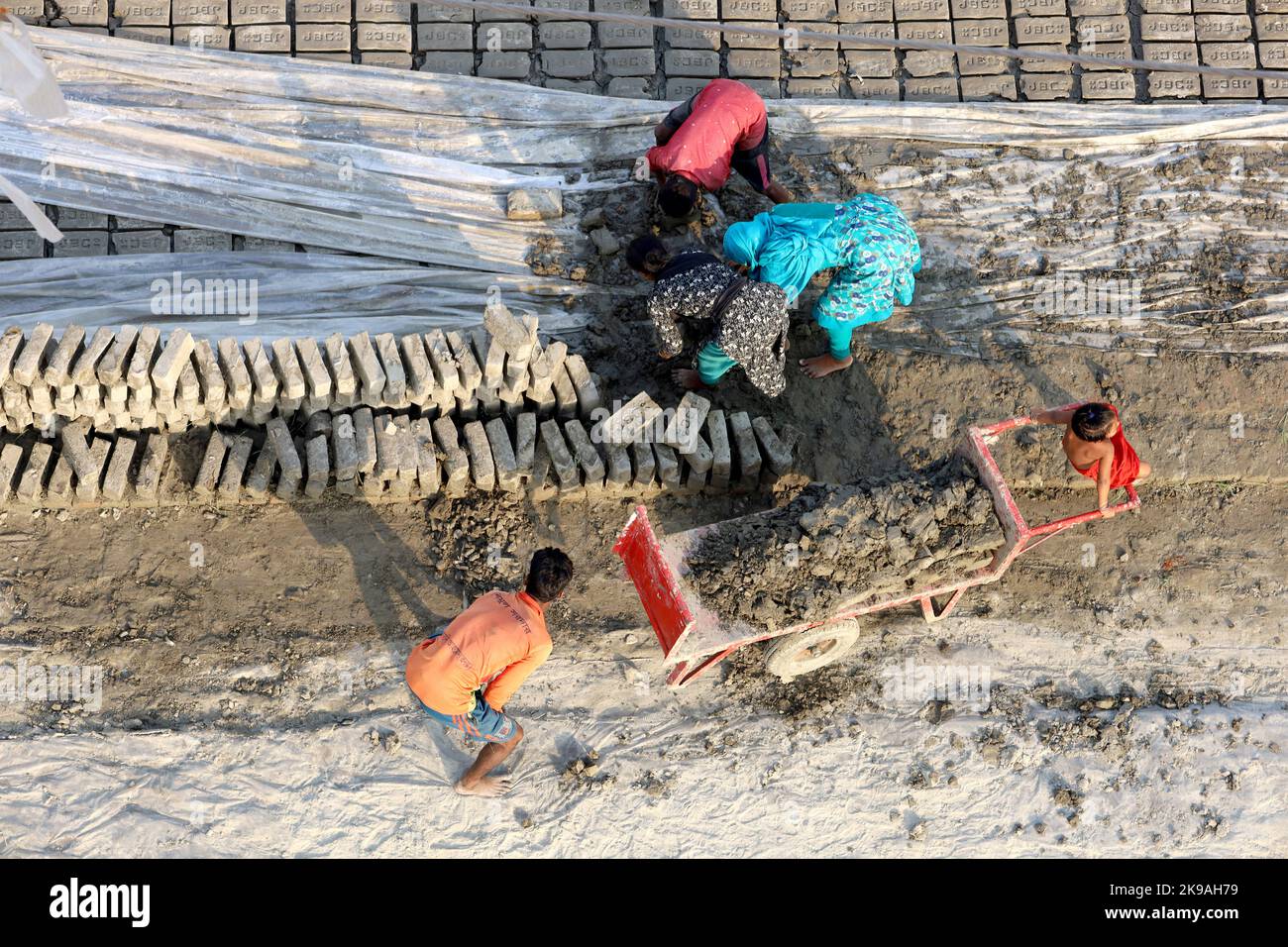 Munshigonj, Munshigonj, Bangladesh. 27th Oct, 2022. Bricks of a ...