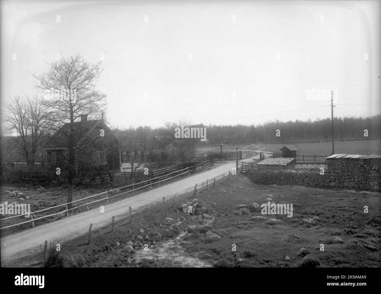 Signal road Black and White Stock Photos & Images - Alamy