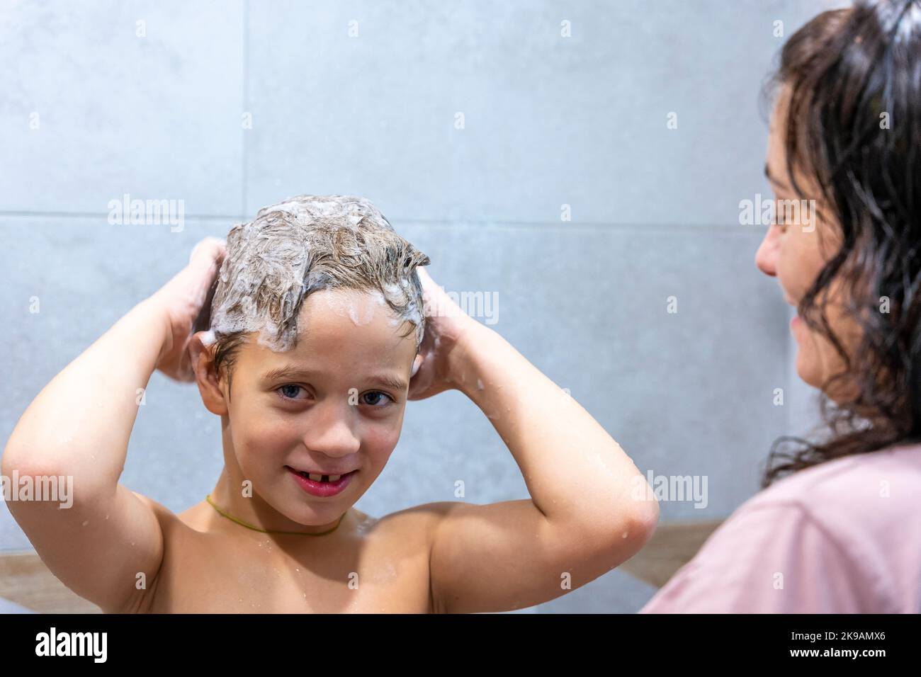 Shampoo in bathroom hi-res stock photography and images - Alamy