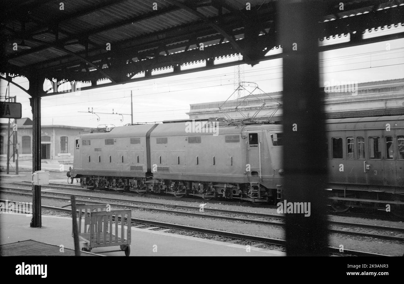 Italian State Railway, fs Stock Photo - Alamy