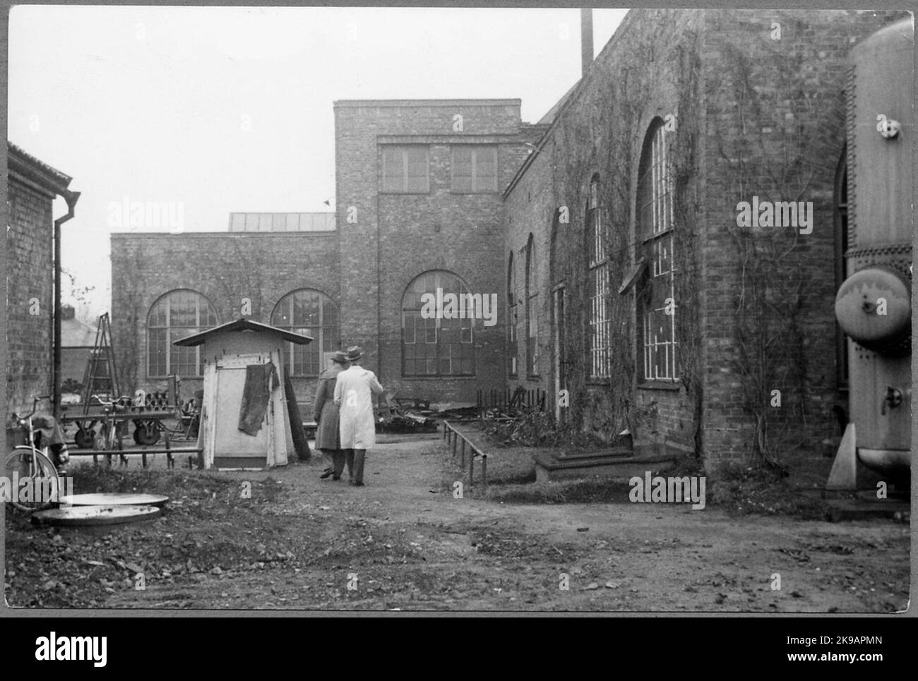 Maintenance operations center Black and White Stock Photos & Images - Alamy