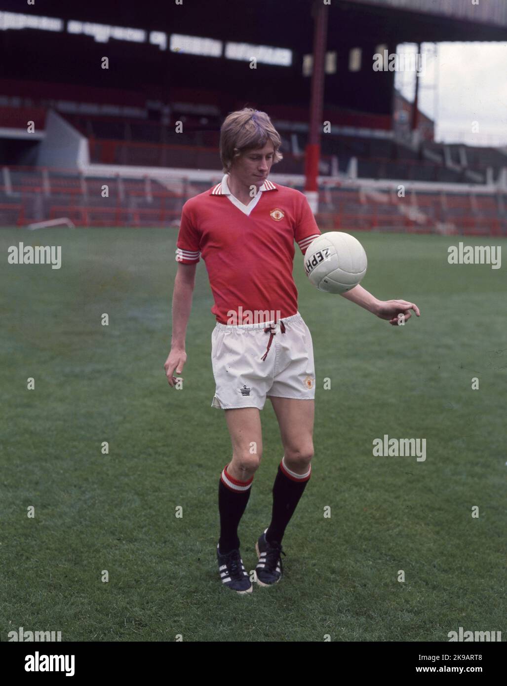 Gerry Daly Manchester United 1975 Photo by Henshaw Archive Stock Photo ...