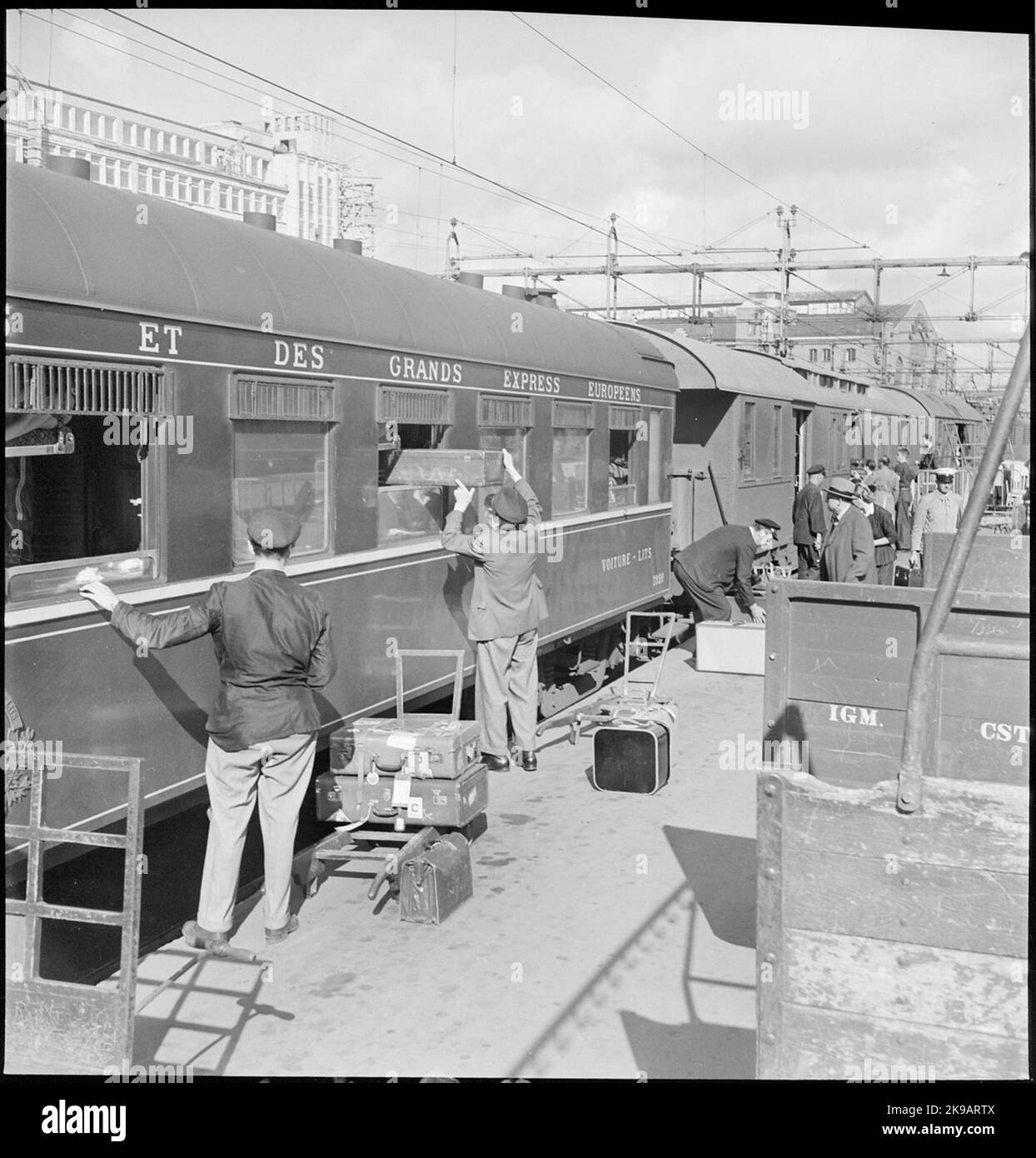 Carriage with text Wagon's lits et des Grands Express Europeens ...