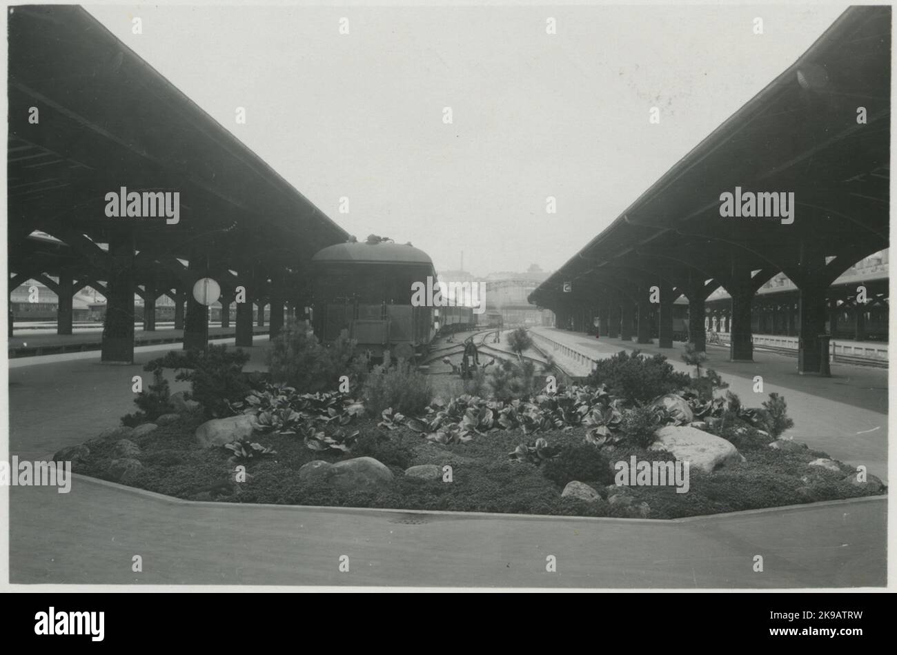 Stone area at the stops at Stockholm Central Stock Photo - Alamy