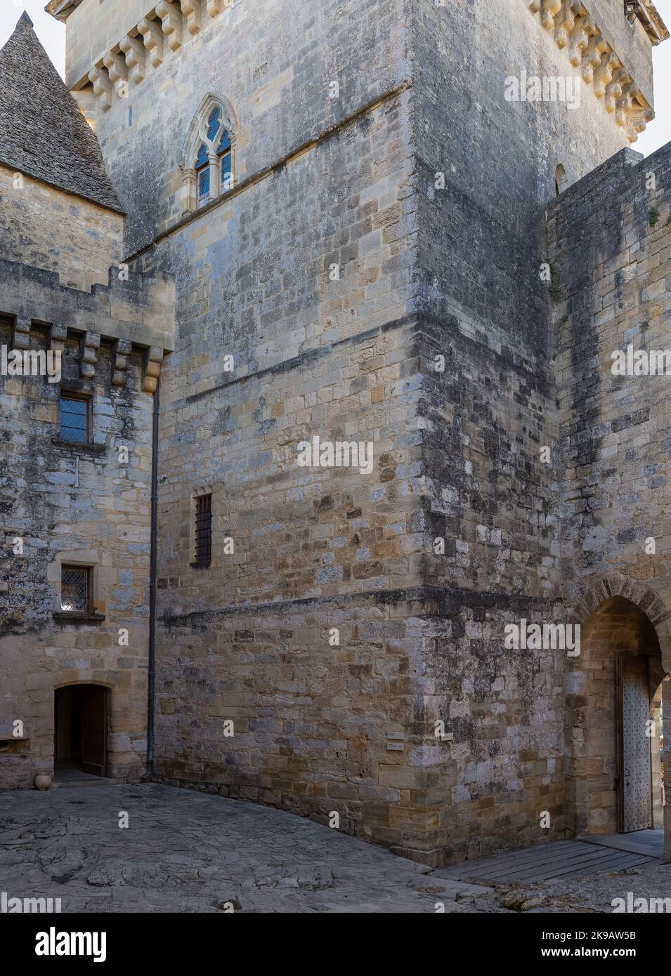 Castelnaud-la-Chapelle, 13th century castle housing Middle Ages war ...