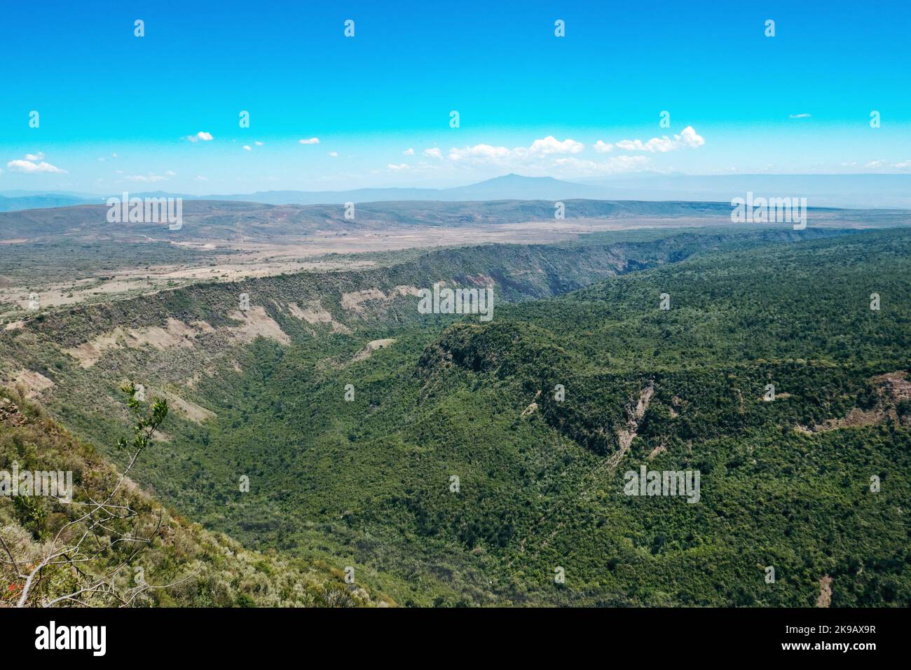 Scenic view of the volcanic crater on Mount Suswa in Kenya Stock Photo ...