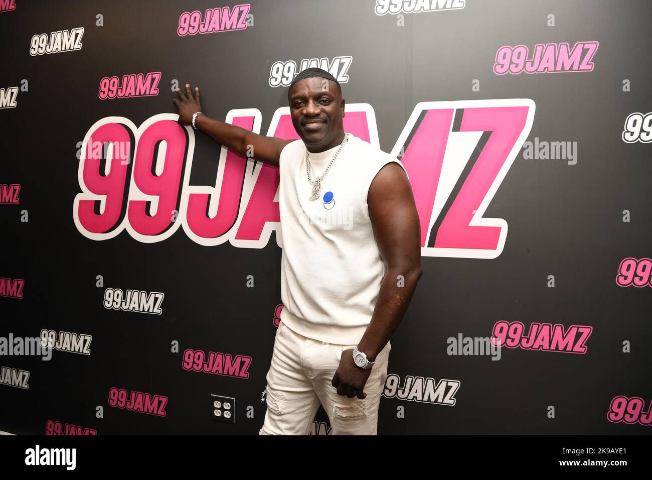 Akon 2022 hi-res stock photography and images - Alamy