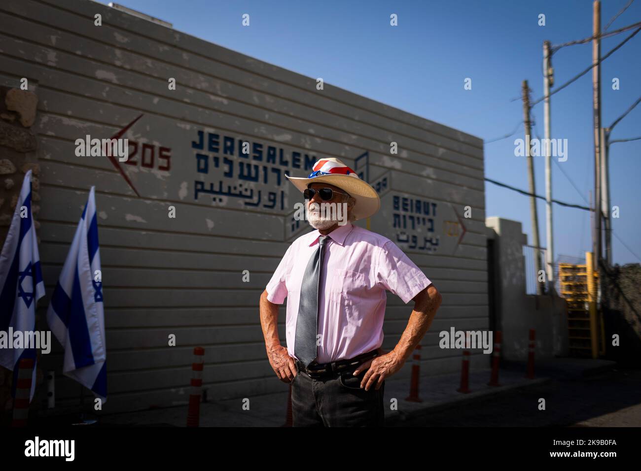 Rosh Ha Nikra, Israel. 27th Oct, 2022. An American supporter stands at ...