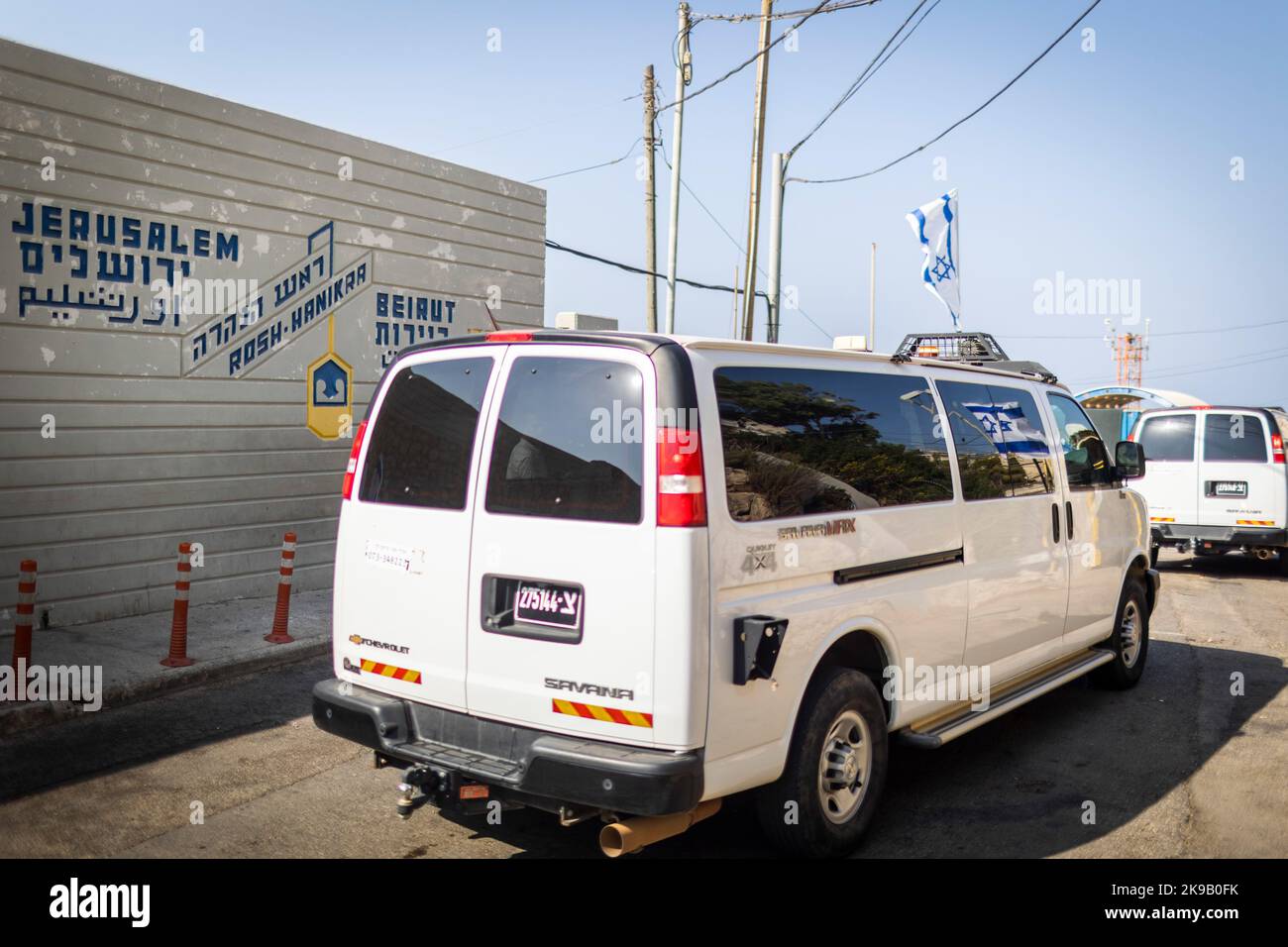 Rosh Ha Nikra, Israel. 27th Oct, 2022. Israeli delegation crosses the ...