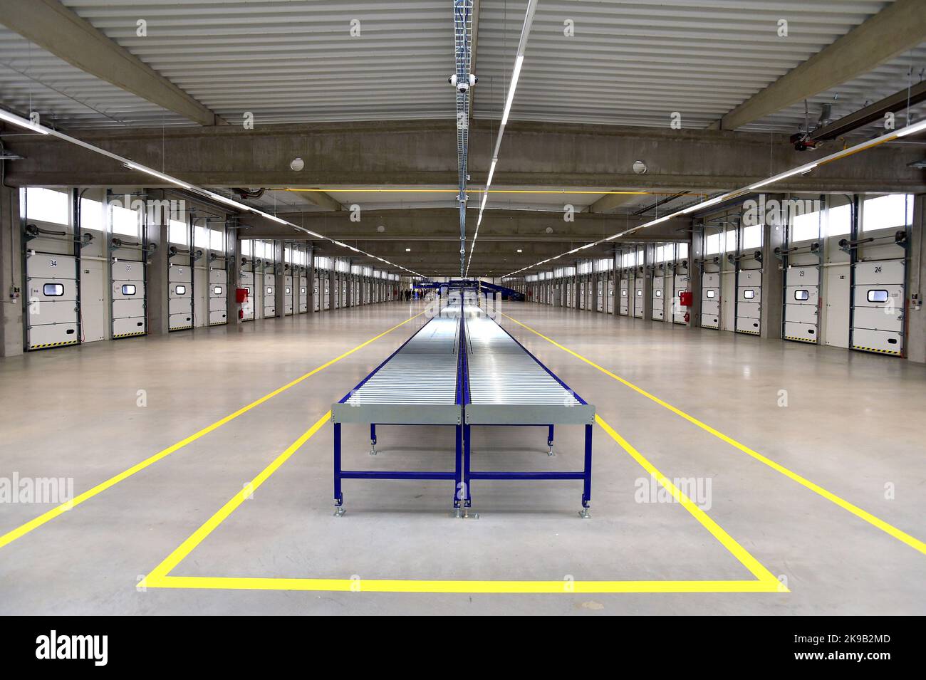 2022 launch hi-res stock photography and images - Alamy