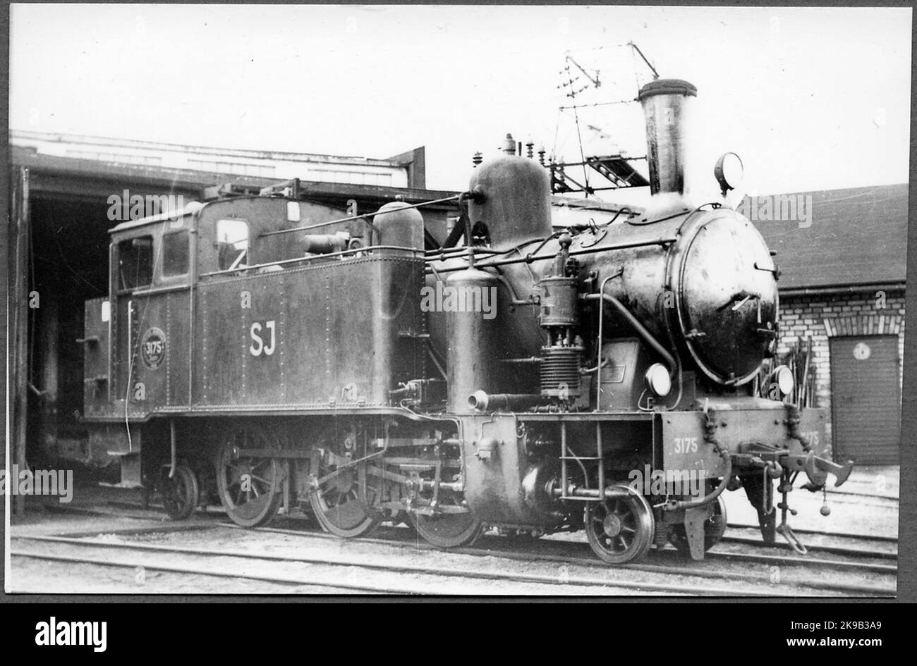 The State Railways, SJ S27P 3175. The steam locomotive is FERE This ...