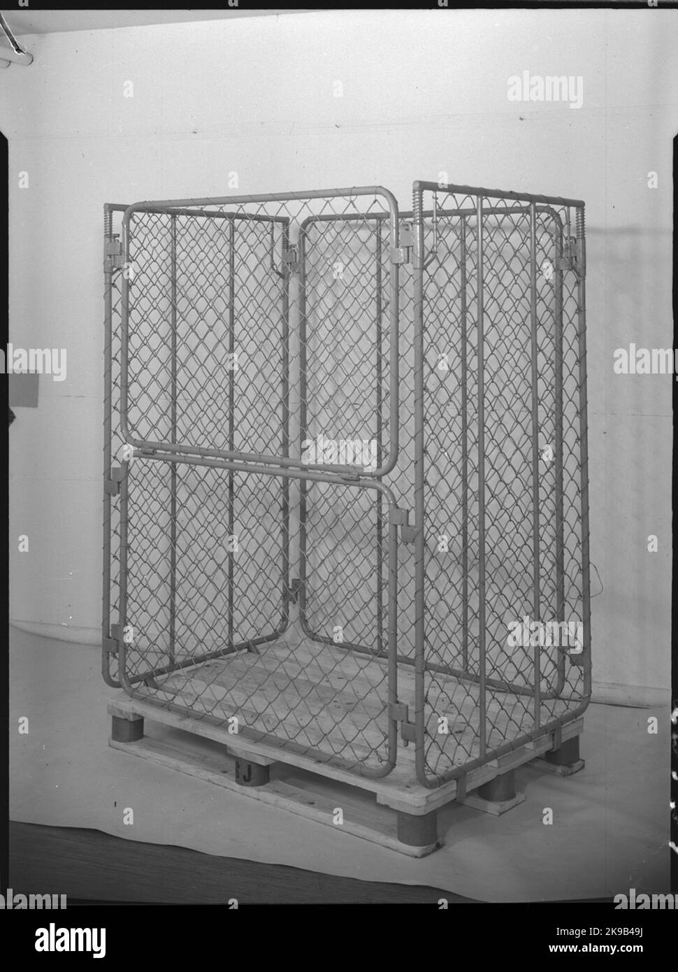 Maintenance high Black and White Stock Photos & Images - Alamy