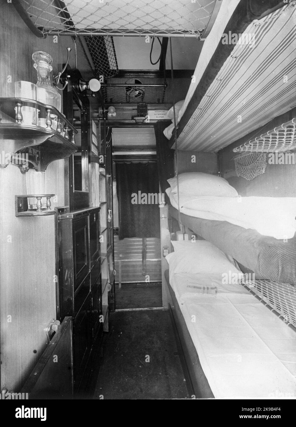 State Railways, SJ Third grade sleeping compartment, bedded Stock Photo ...