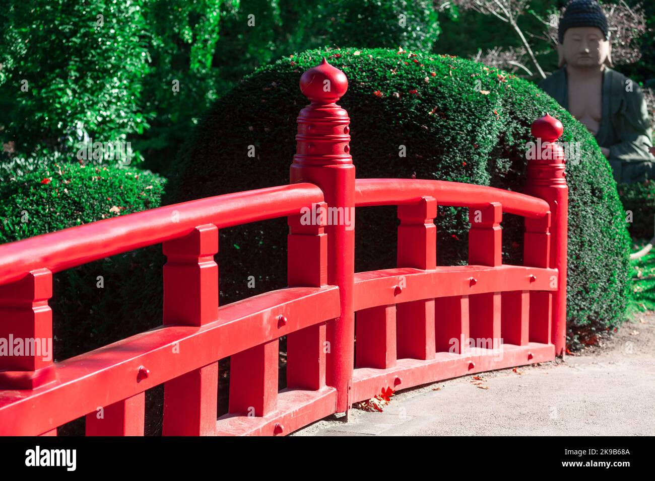 Chinese balustrade hi-res stock photography and images - Alamy