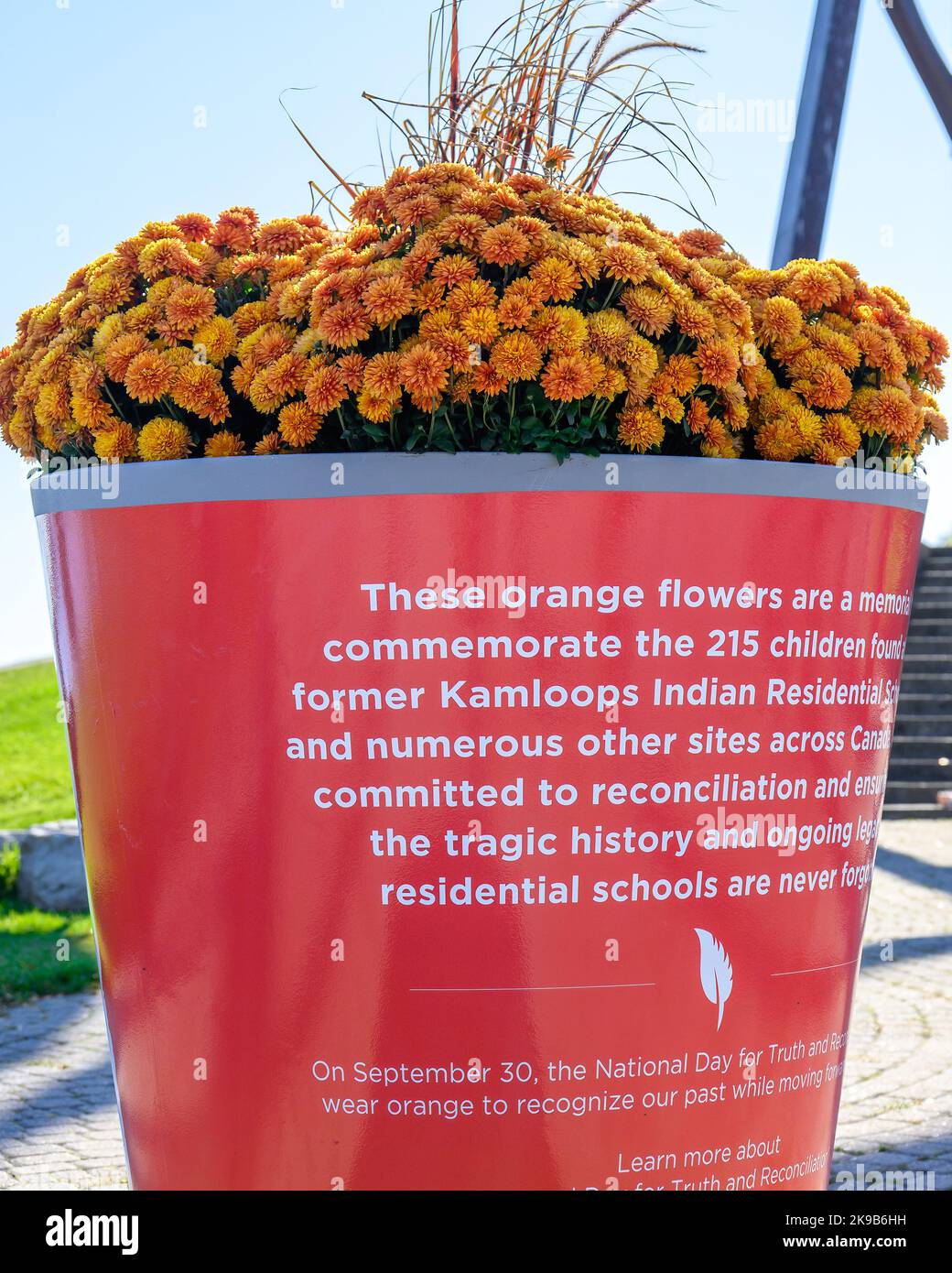 First nations children hi-res stock photography and images - Alamy