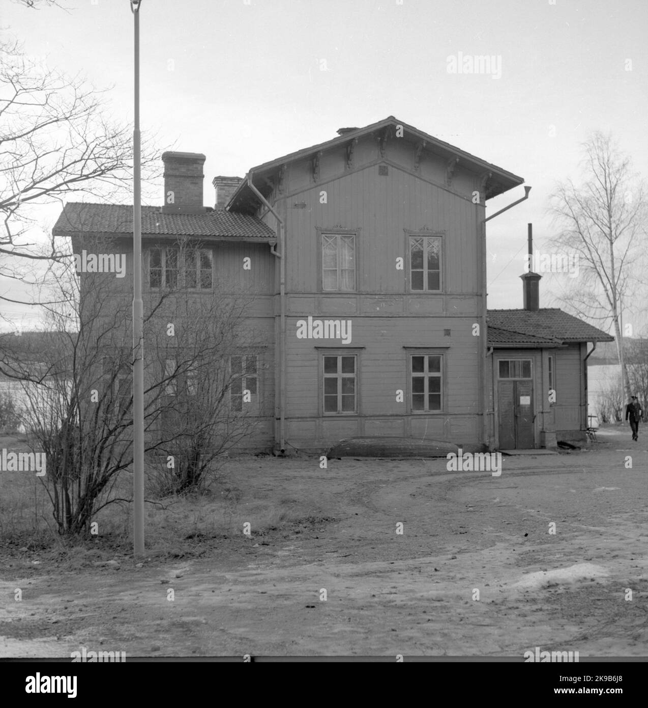Old station house Stock Photo - Alamy