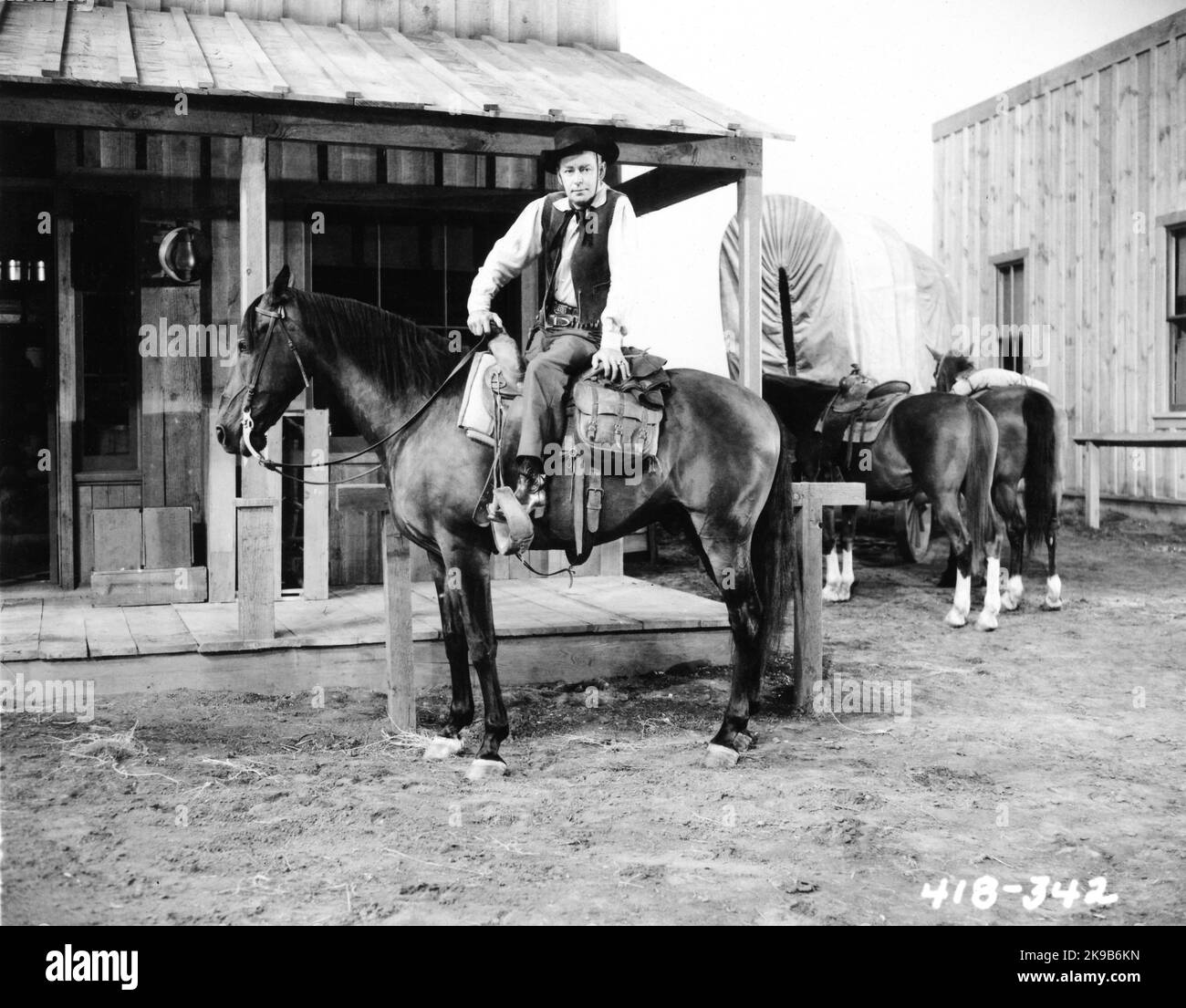 ALAN LADD on horse in THE BIG LAND 1957 director GORDON DOUGLAS novel ...